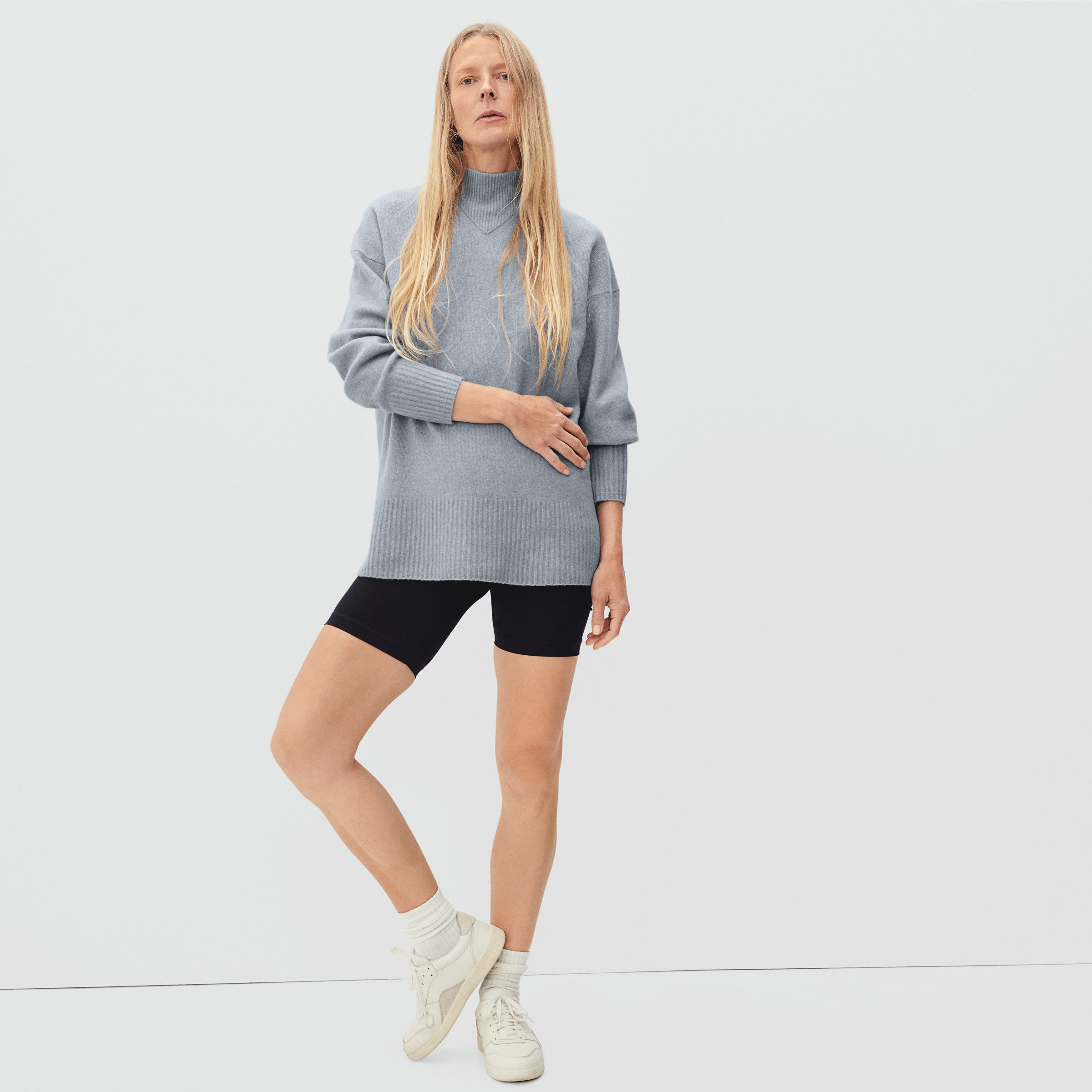 The Cozy-Stretch Pullover Smoke – Everlane