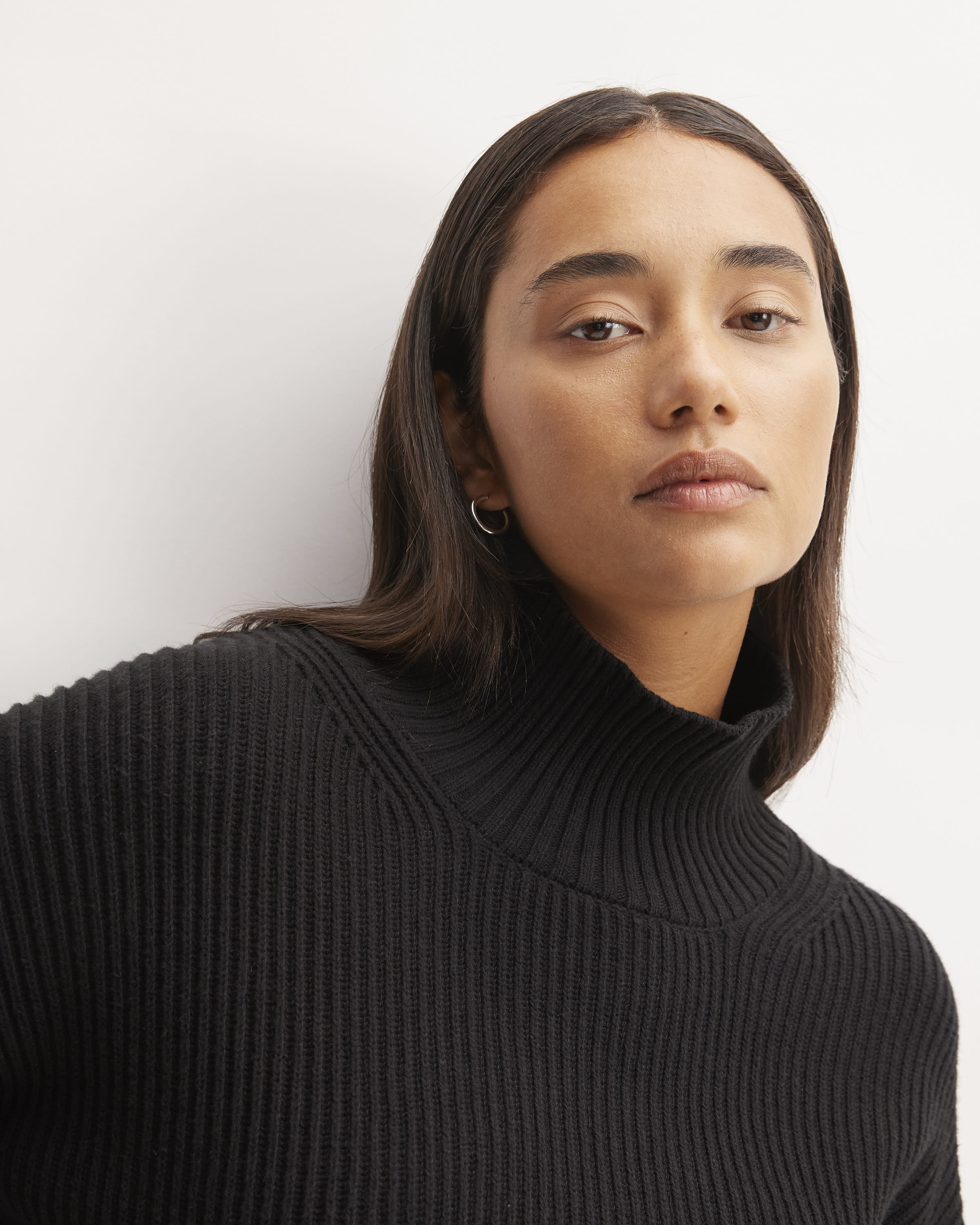 The Organic Cotton Ribbed Turtleneck Black – Everlane