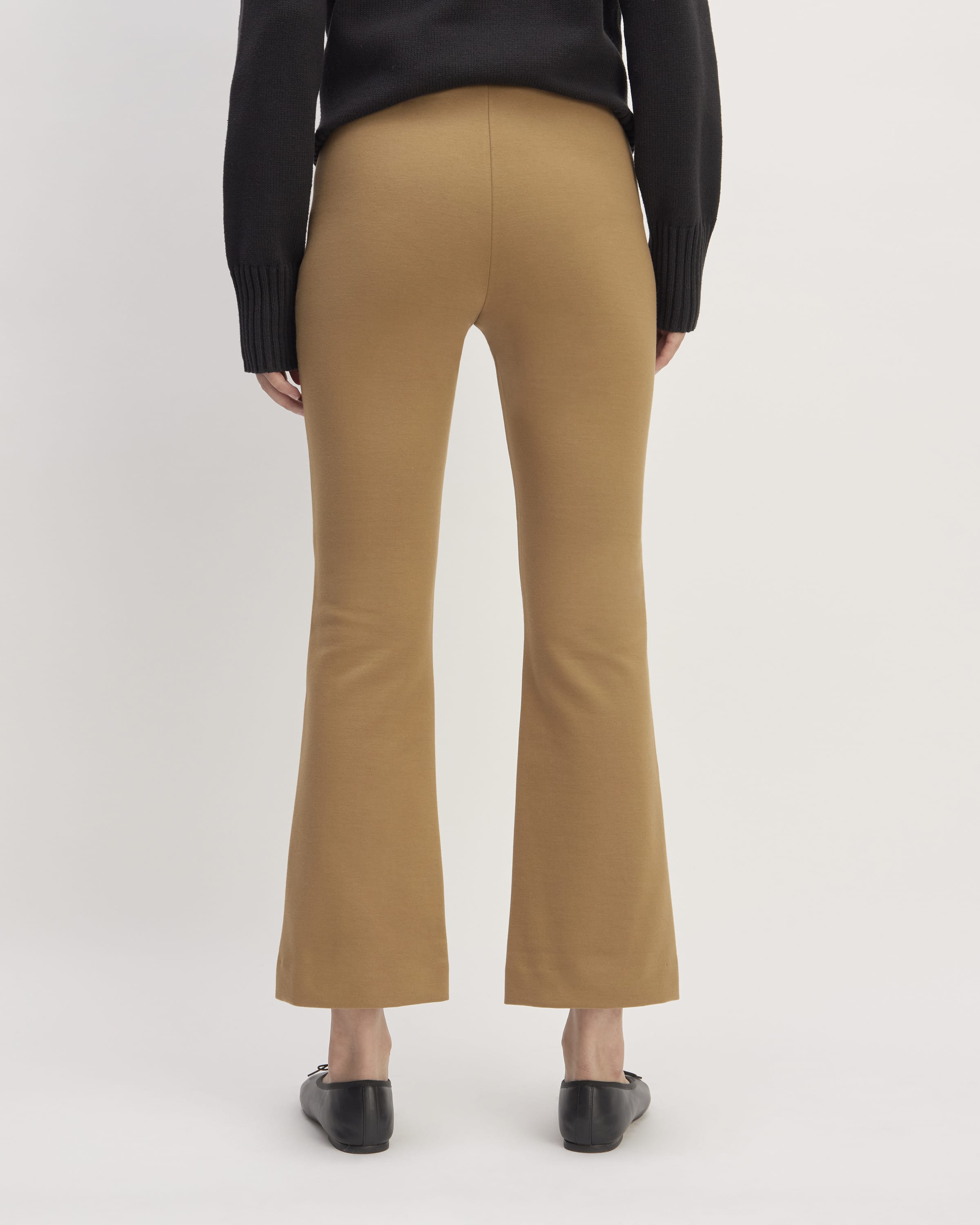 The Dream Kick Flare Pant Toasted Coconut – Everlane
