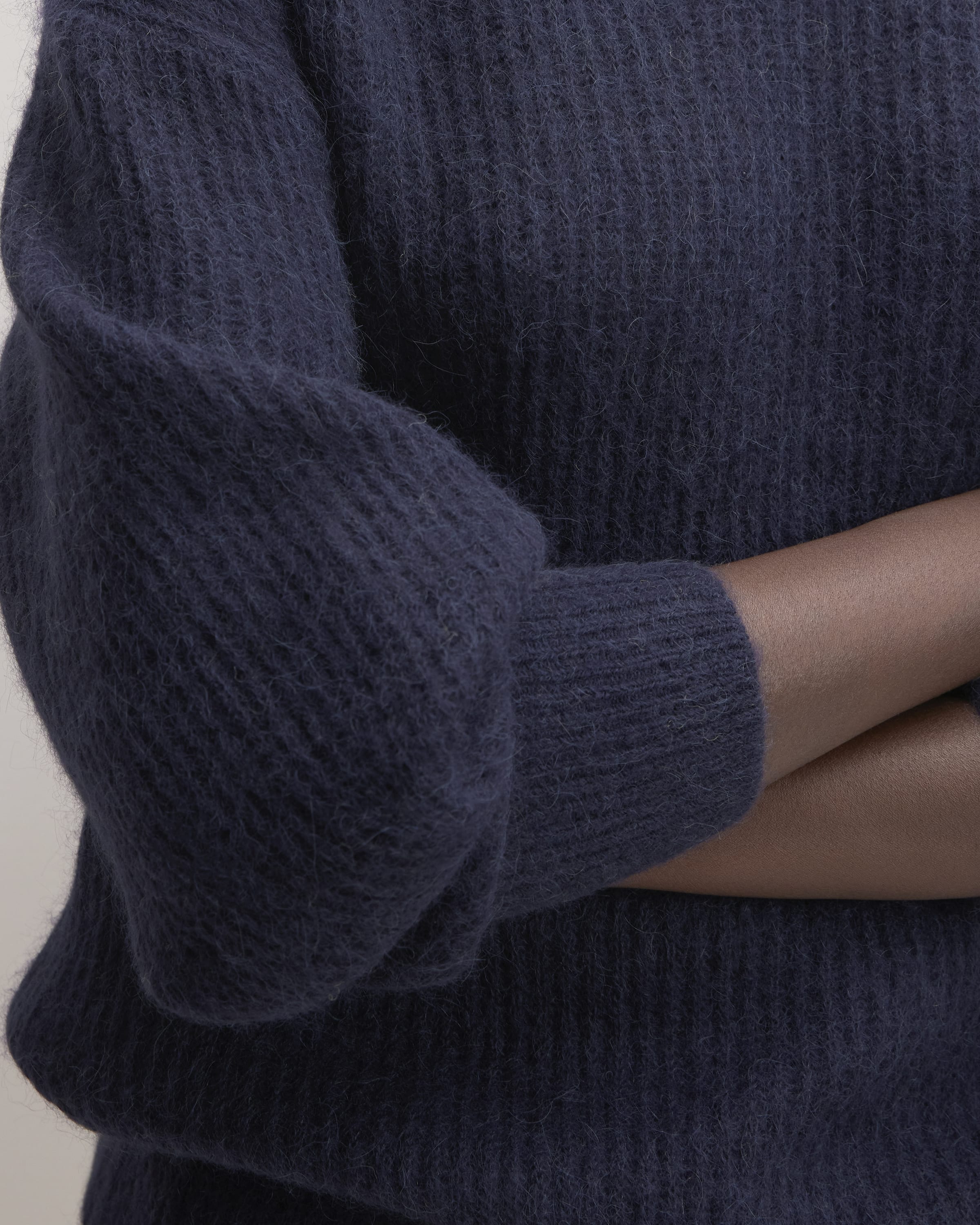 The Alpaca Crew Warm Navy – Everlane