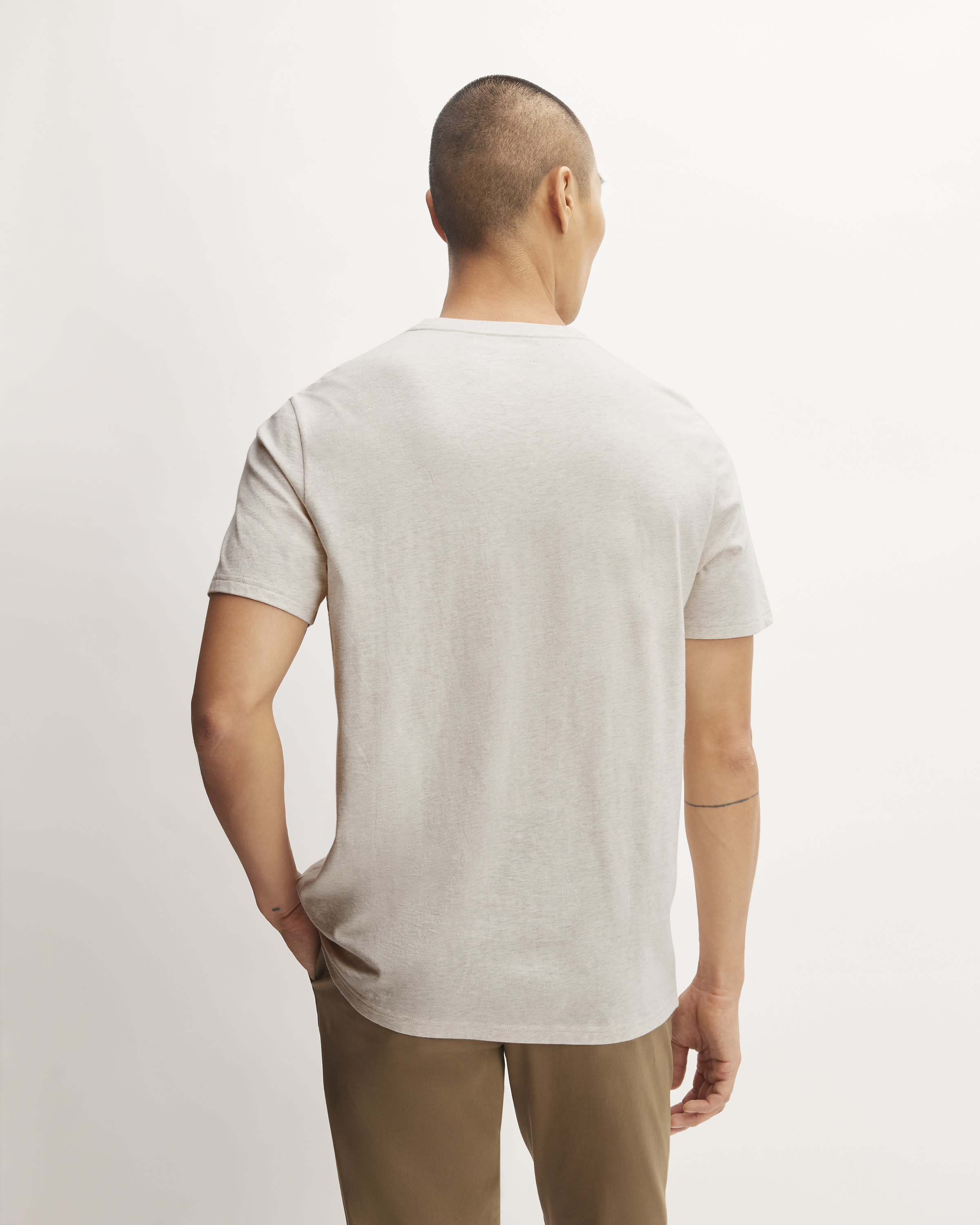 The Essential Organic Crew Heathered Oat – Everlane