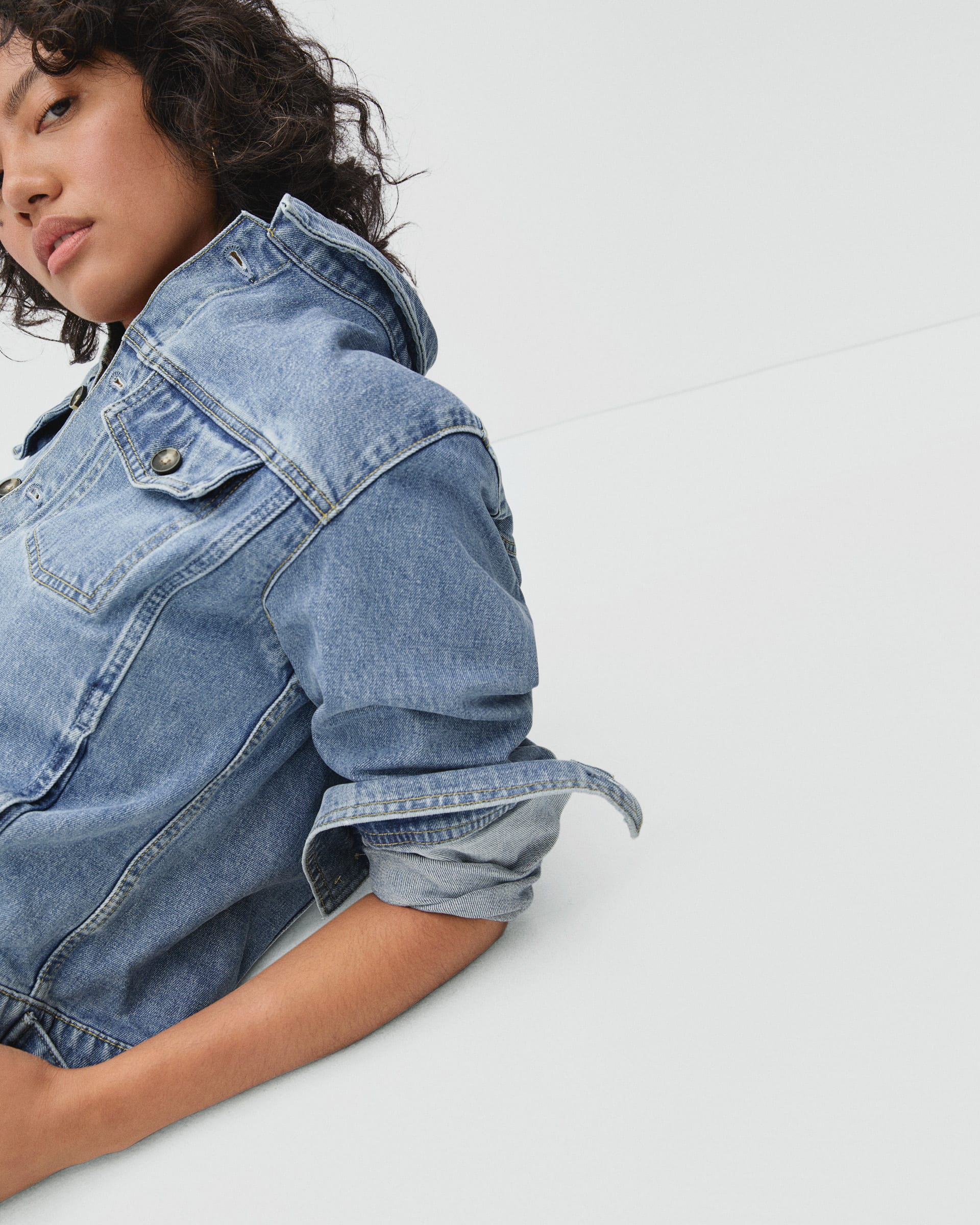 The Modern Jean Jacket Stone-Washed Sky – Everlane