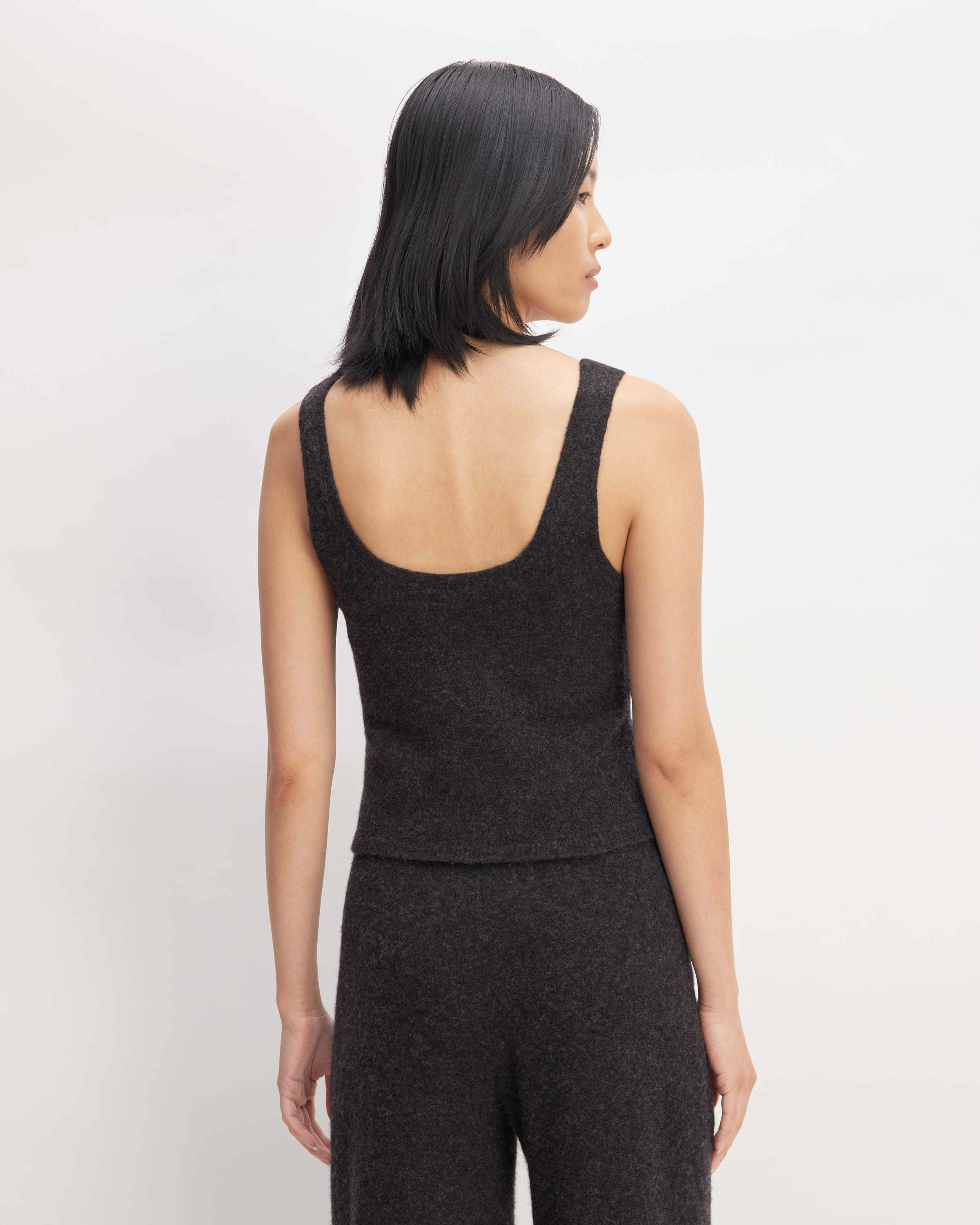 The Cozy-Stretch Tank Charcoal – Everlane
