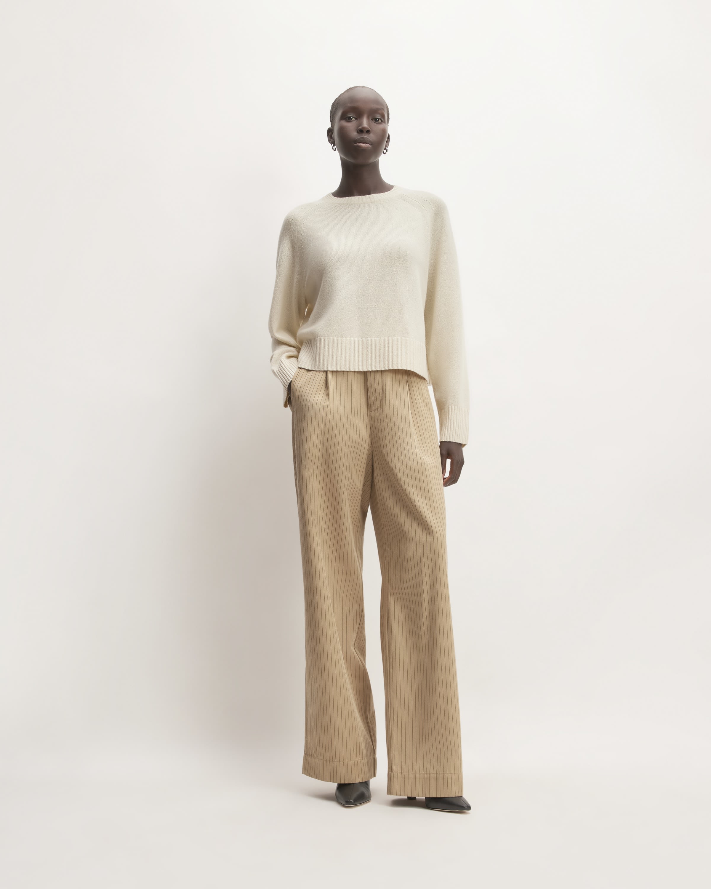 The Cashmere Boxy Crew Sweater Bone – Everlane