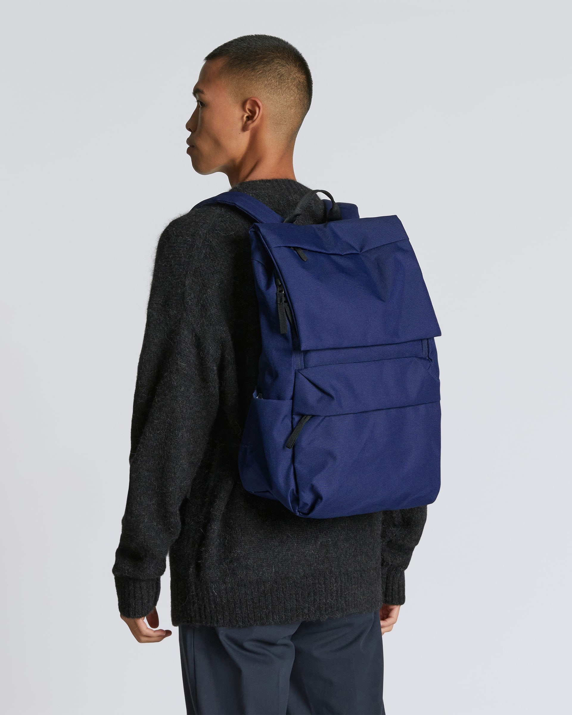 The ReNew Transit Backpack Ocean Cavern – Everlane
