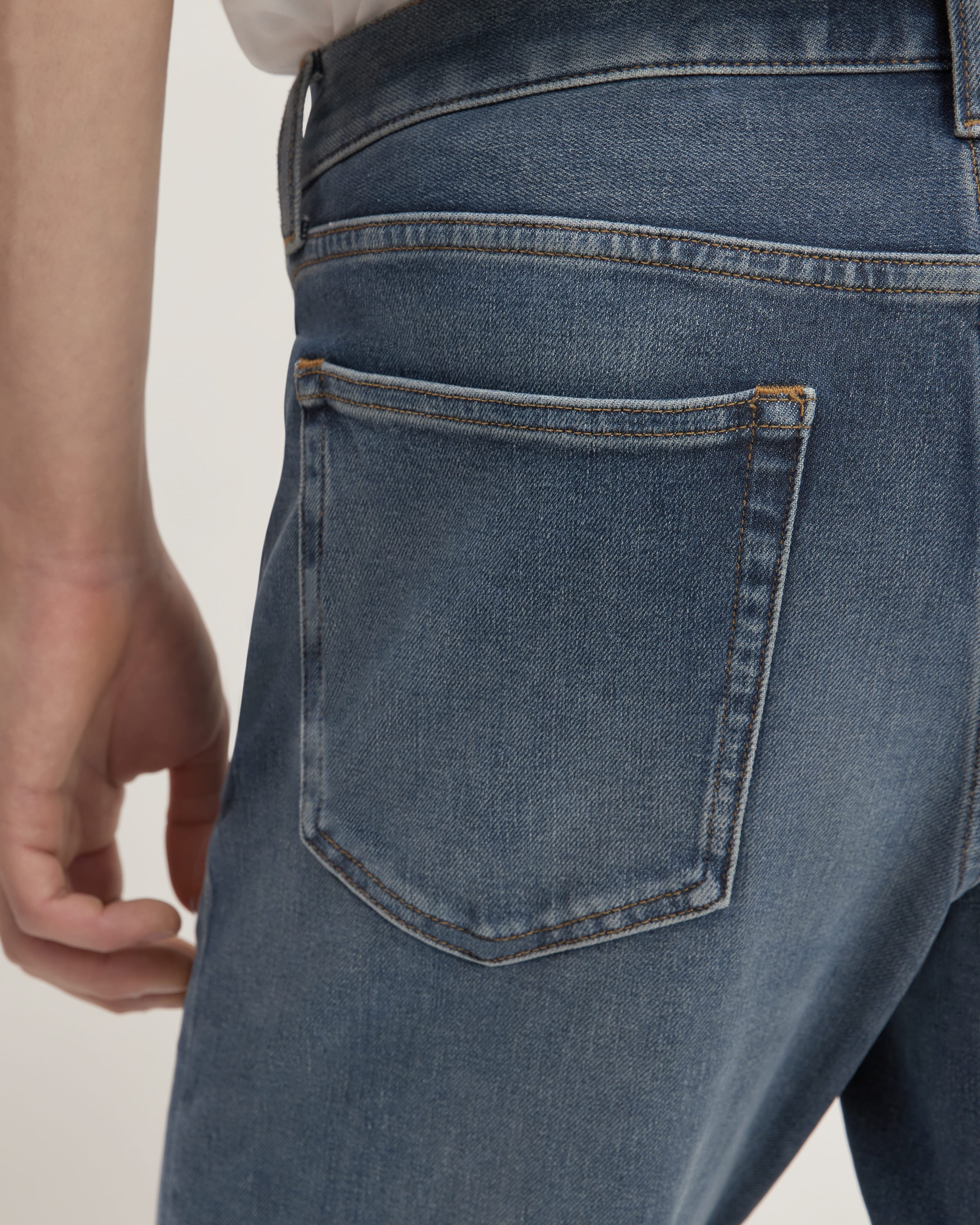 The Slim 4-Way Stretch Organic Jean | Uniform Vintage Tint – Everlane