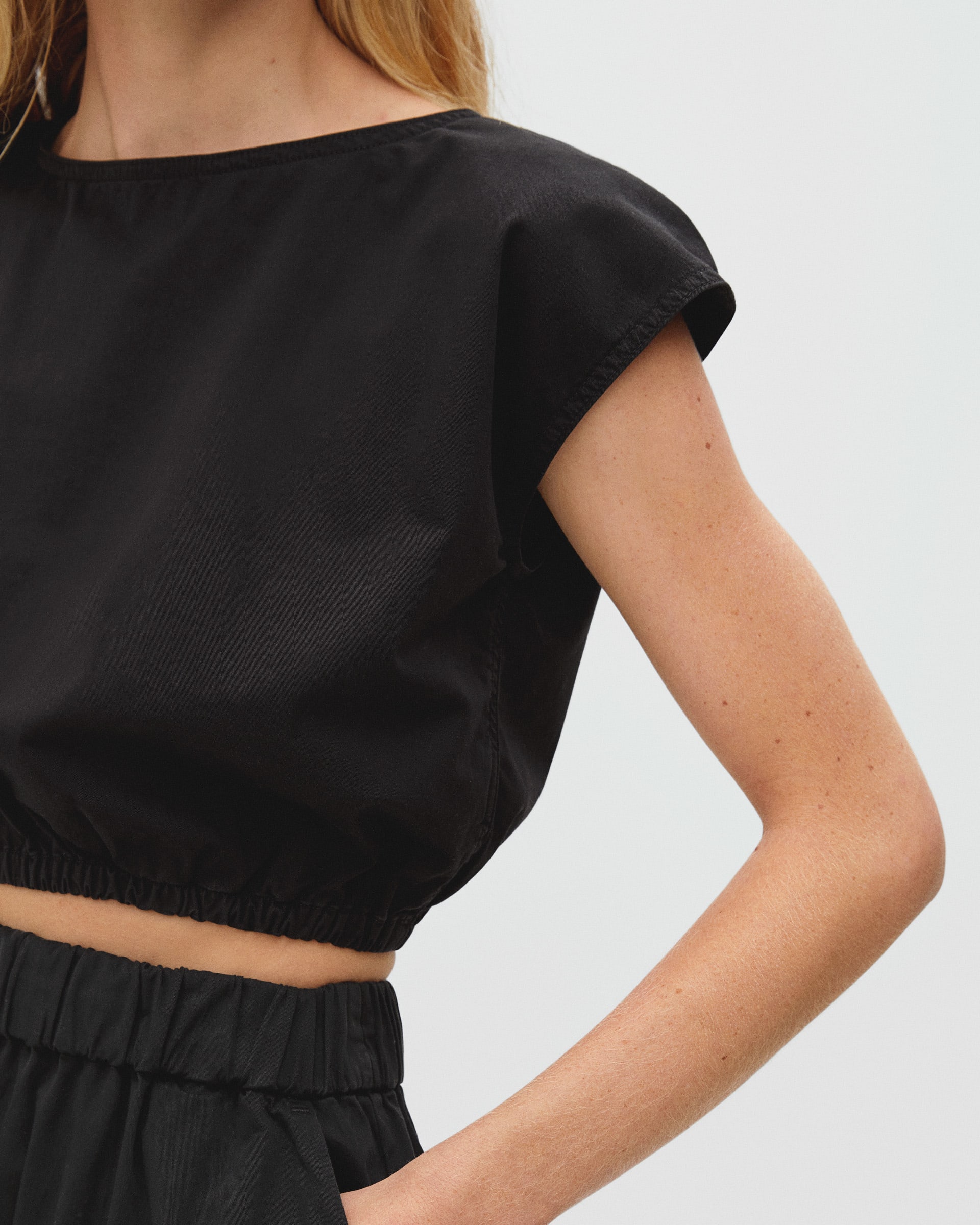 The Bubble Top Black – Everlane