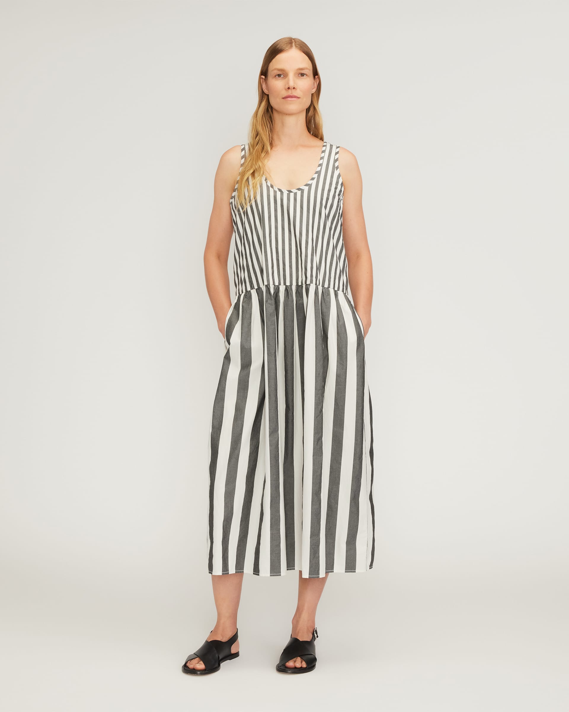 The Poplin Summer Dress Bone / Black – Everlane