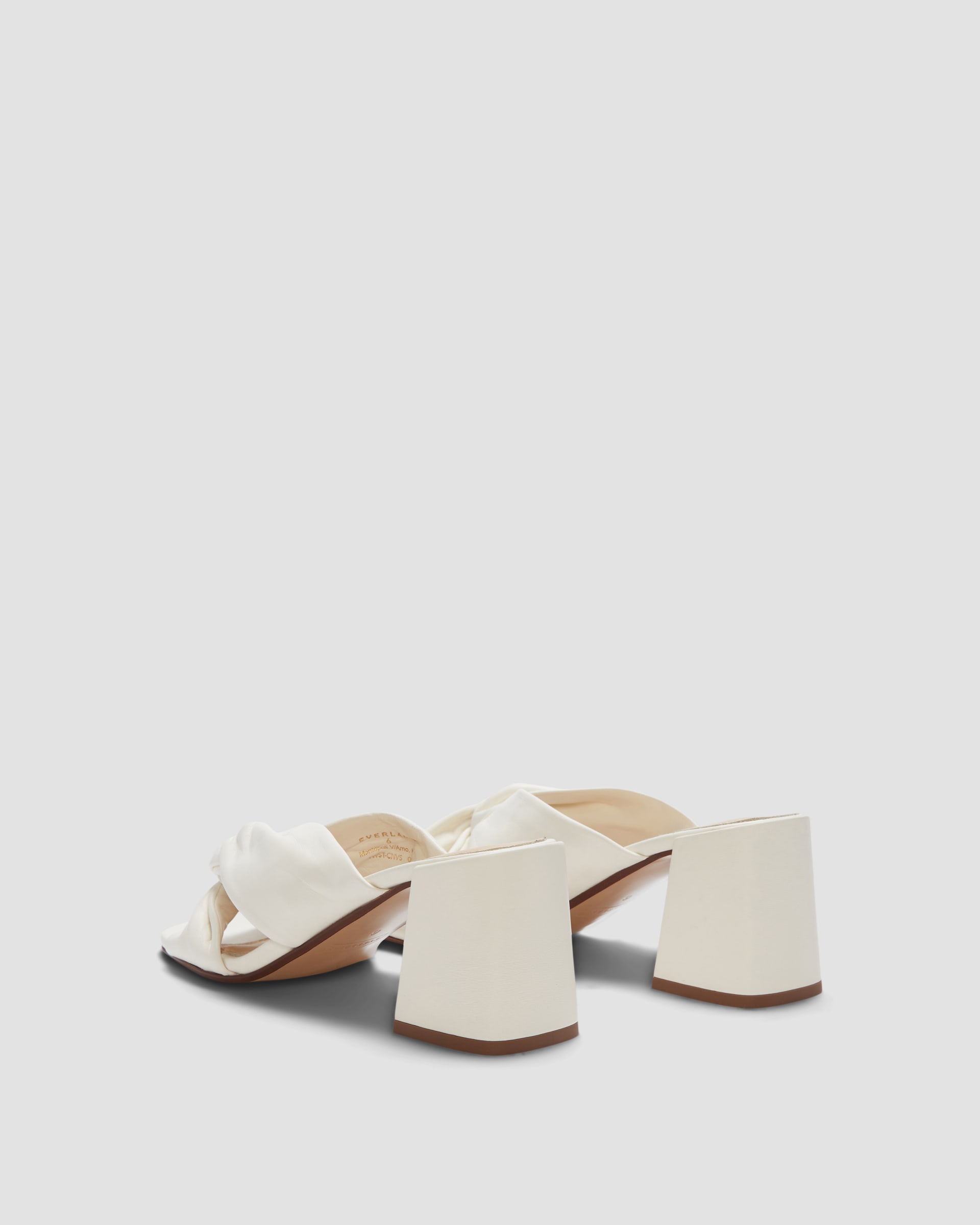 The Day Twist Heel Canvas – Everlane