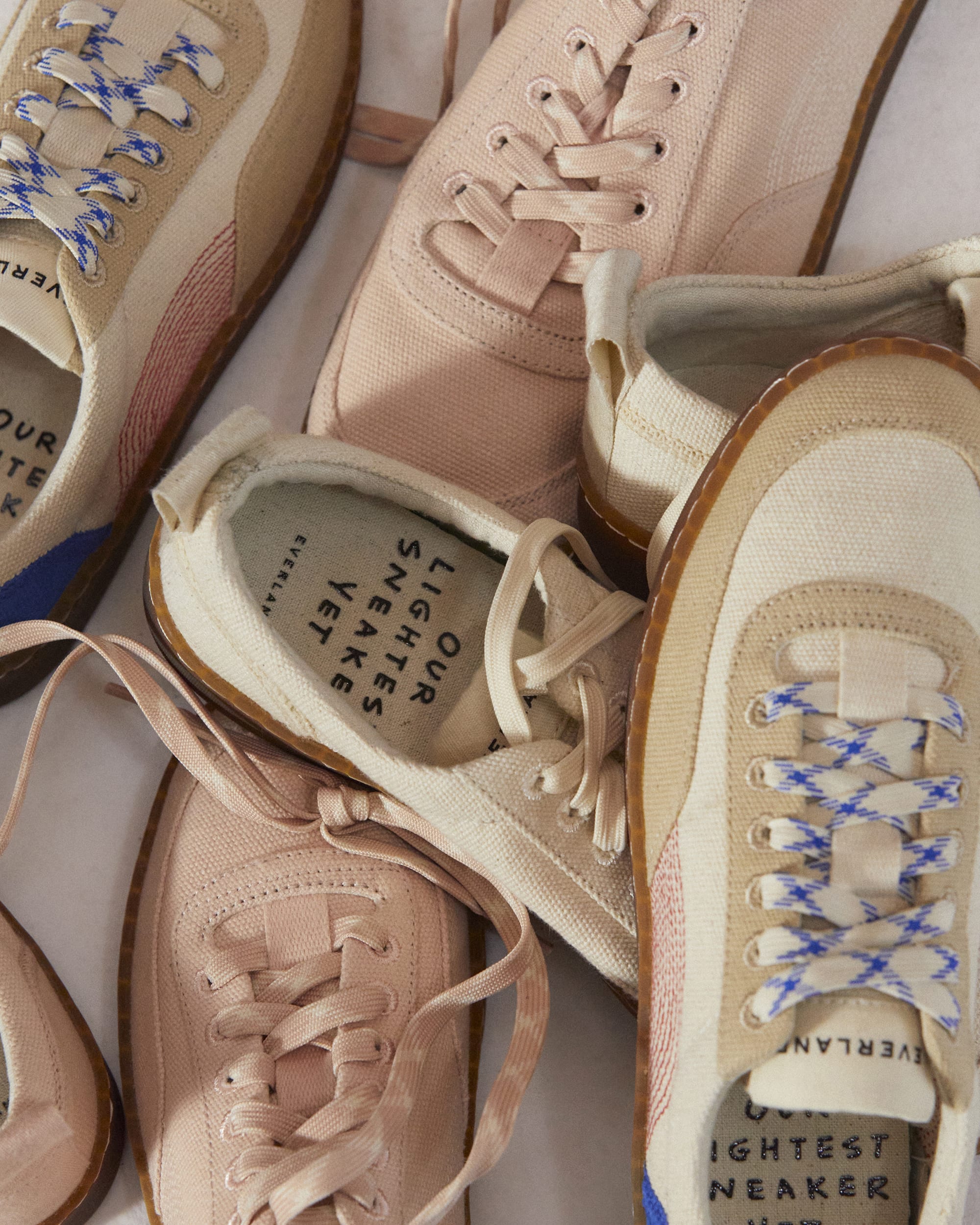 The Tread-Bare Sneaker Canvas / Lapis Blue / Classic Red – Everlane