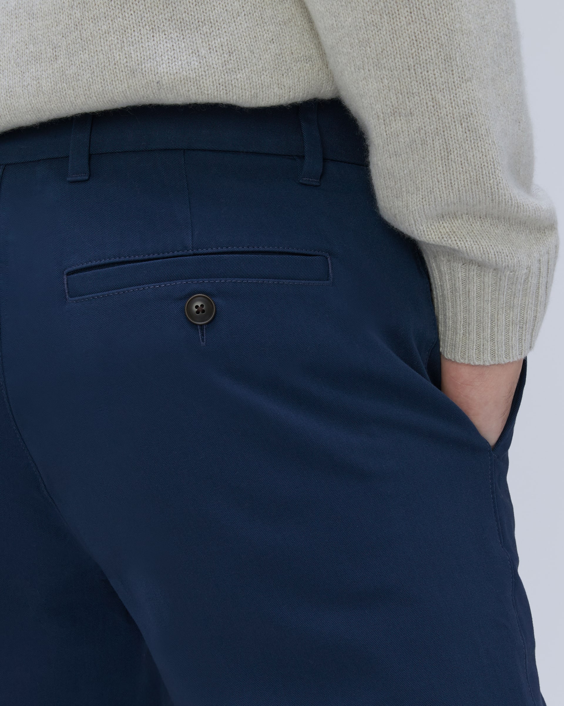 The Performance Chino | Uniform Deep Navy – Everlane