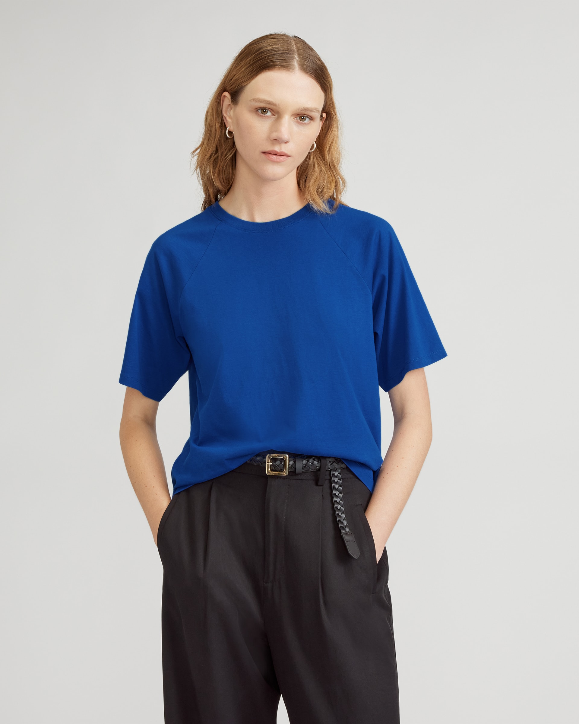 The Organic Cotton Raglan Tee Mazarine Blue – Everlane