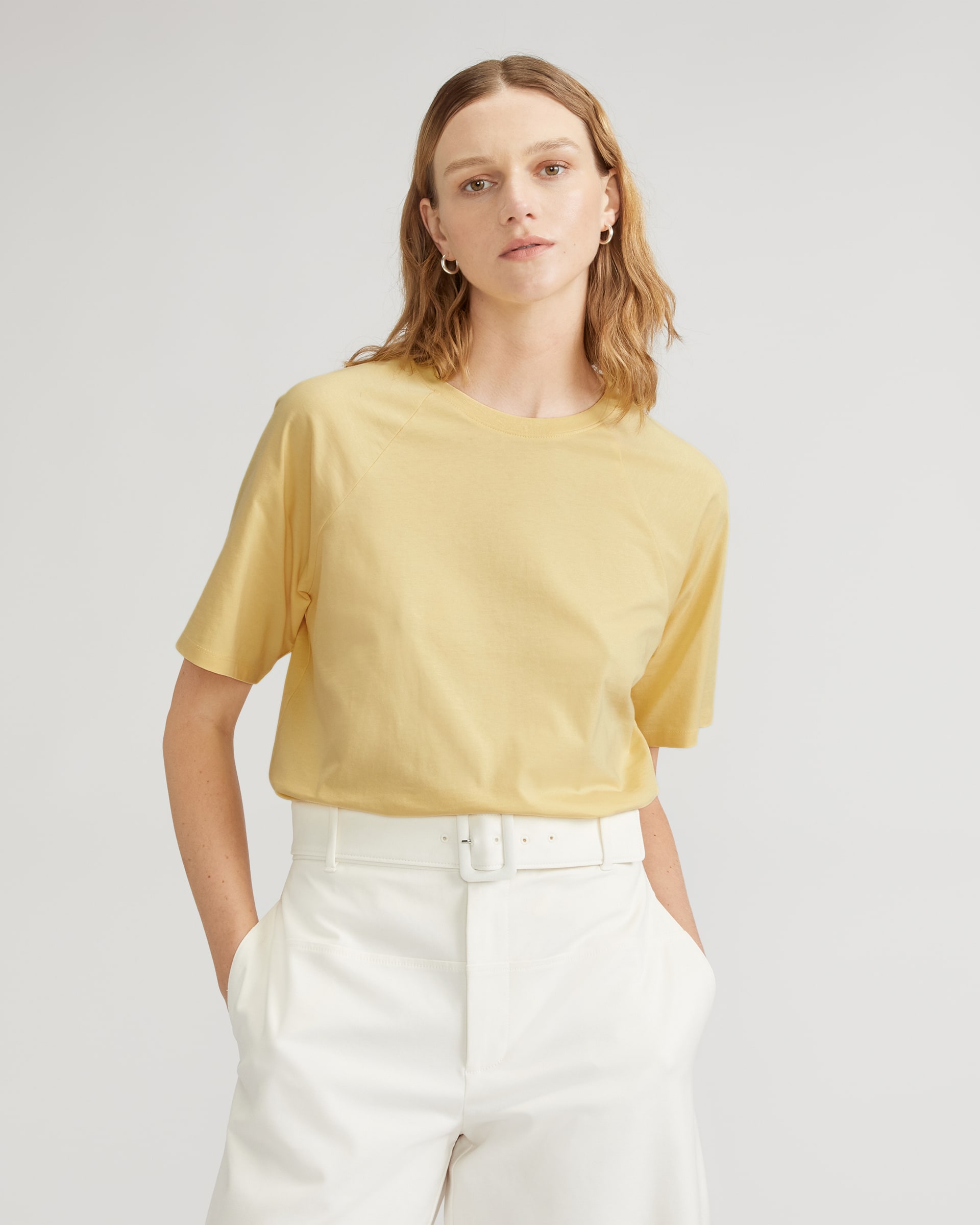 The Organic Cotton Raglan Tee Pale Yellow – Everlane