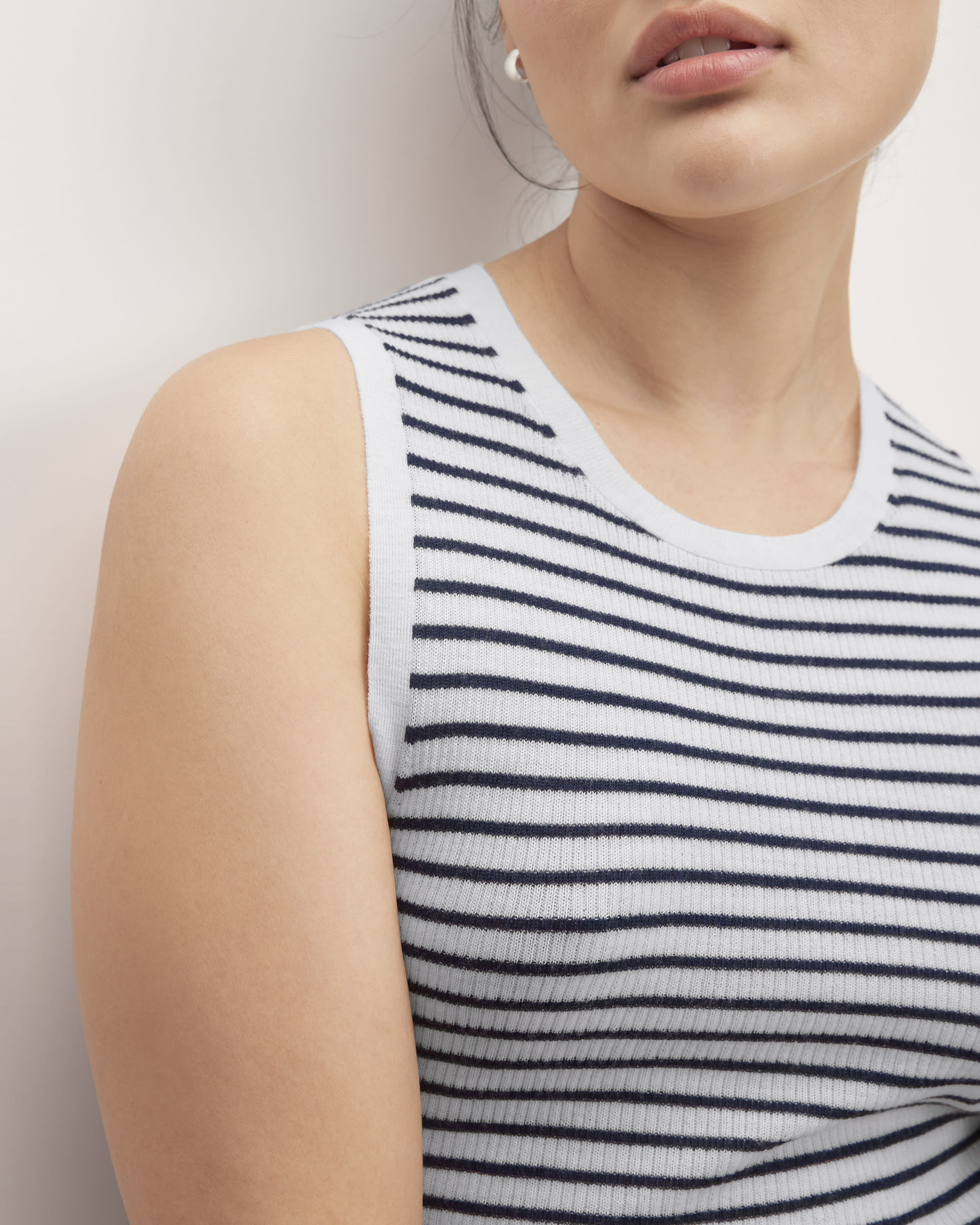 The Ultrafine Merino Ribbed Shell Tank Bone / Navy – Everlane