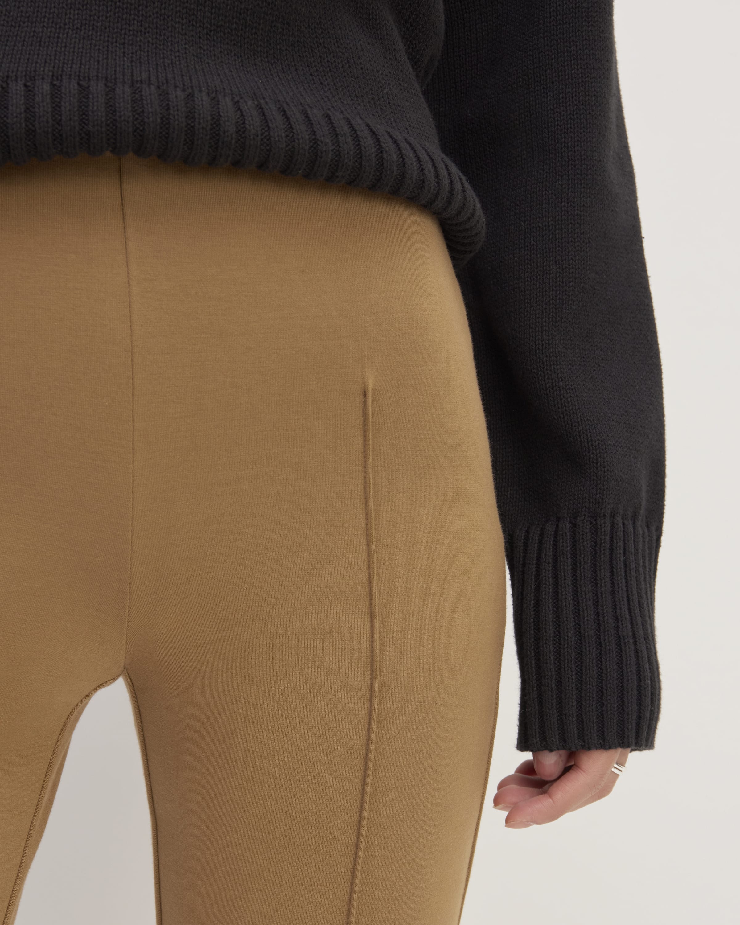 The Dream Kick Flare Pant Toasted Coconut – Everlane