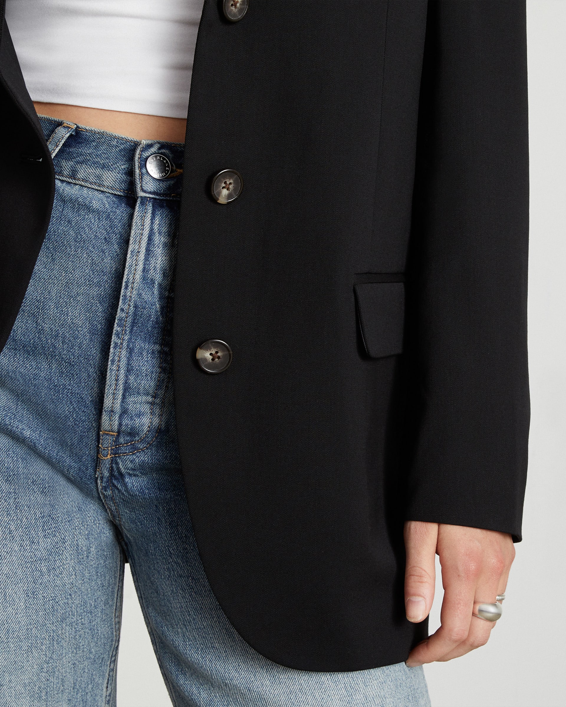 The ’80s Blazer Black – Everlane