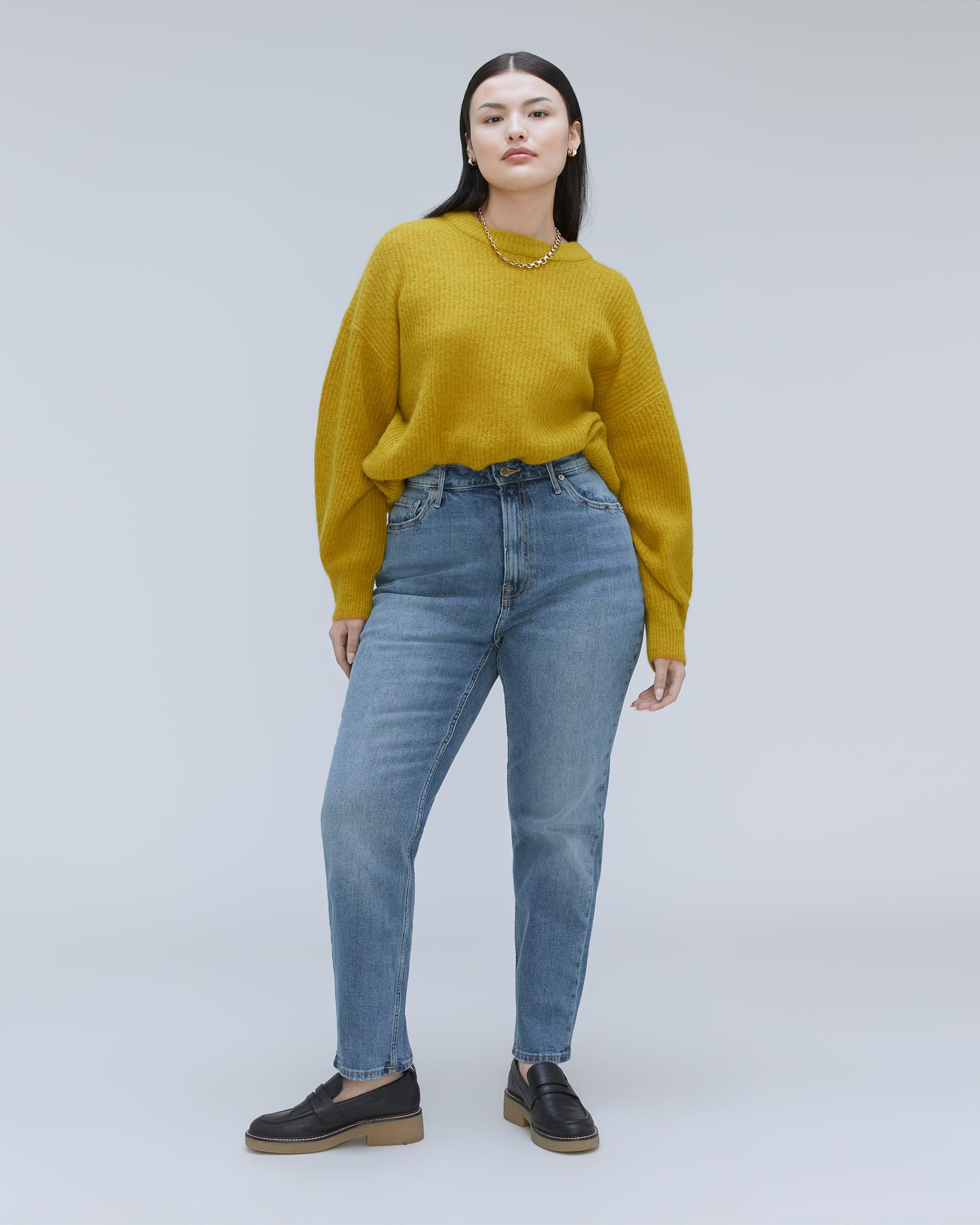 The Original Curvy Cheeky® Jean Worn-In Mid Blue – Everlane