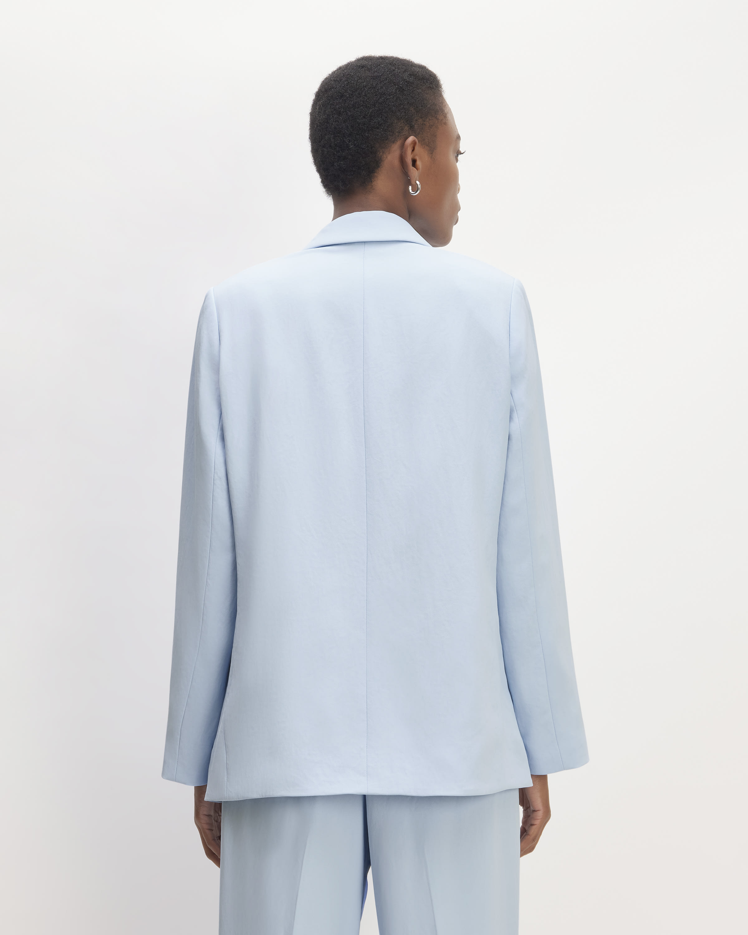 The Drapey Blazer Chambray Blue – Everlane