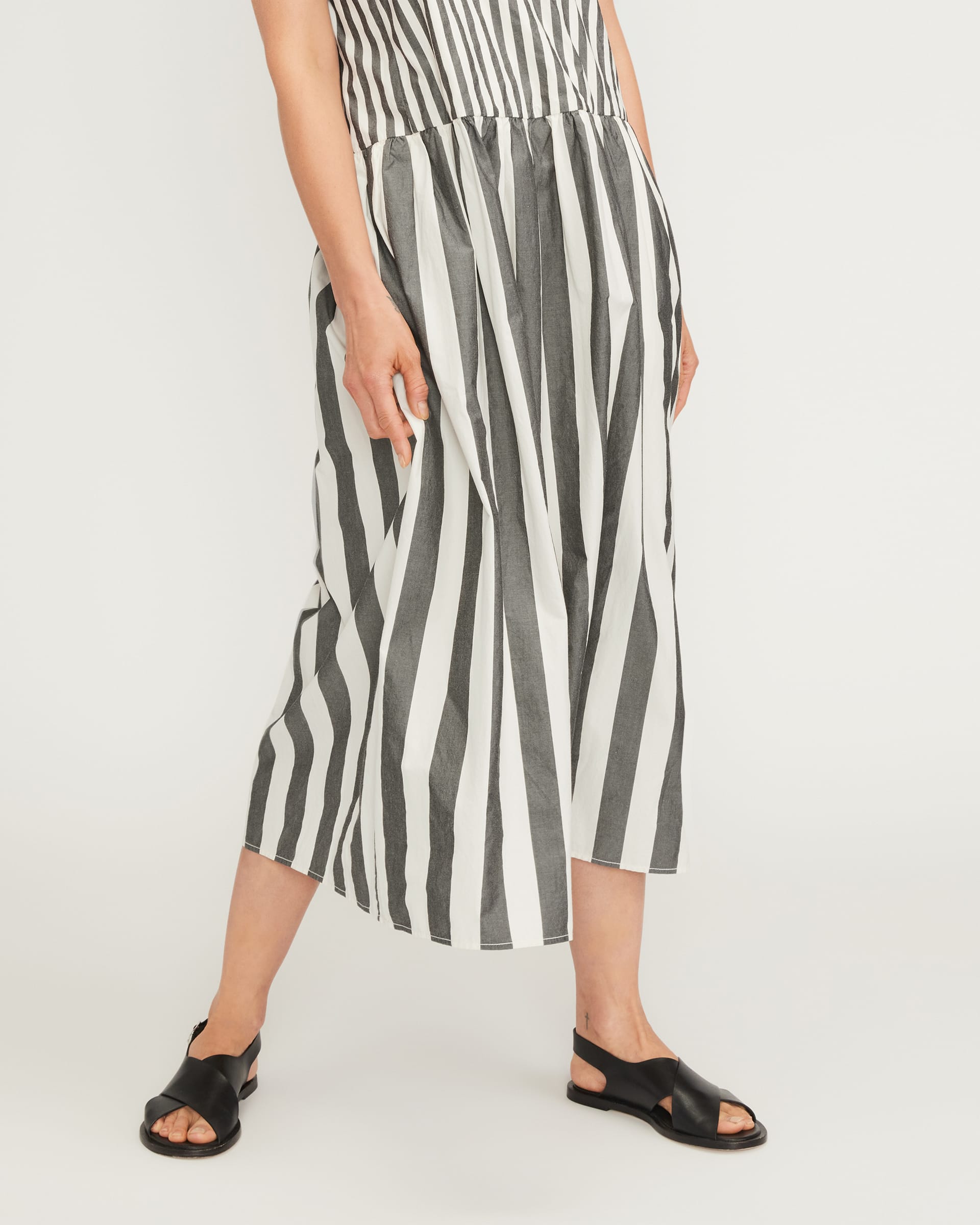 The Poplin Summer Dress Bone / Black – Everlane