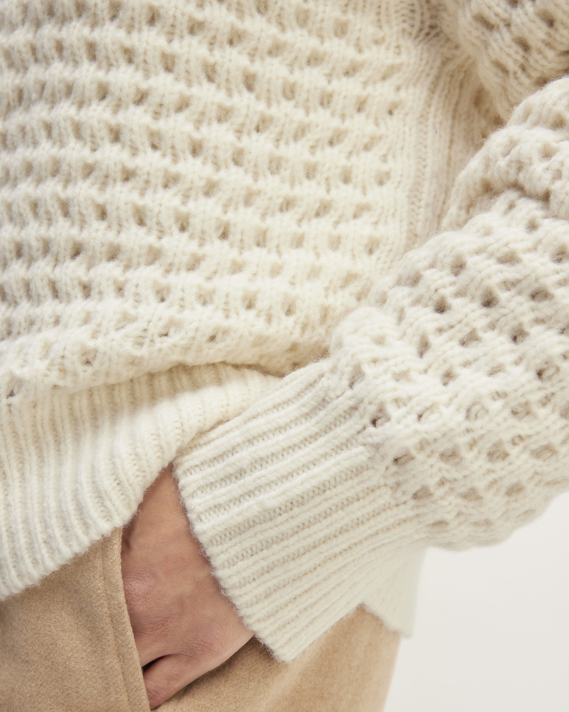 The Cloud Oversized Textured Crew Bone – Everlane