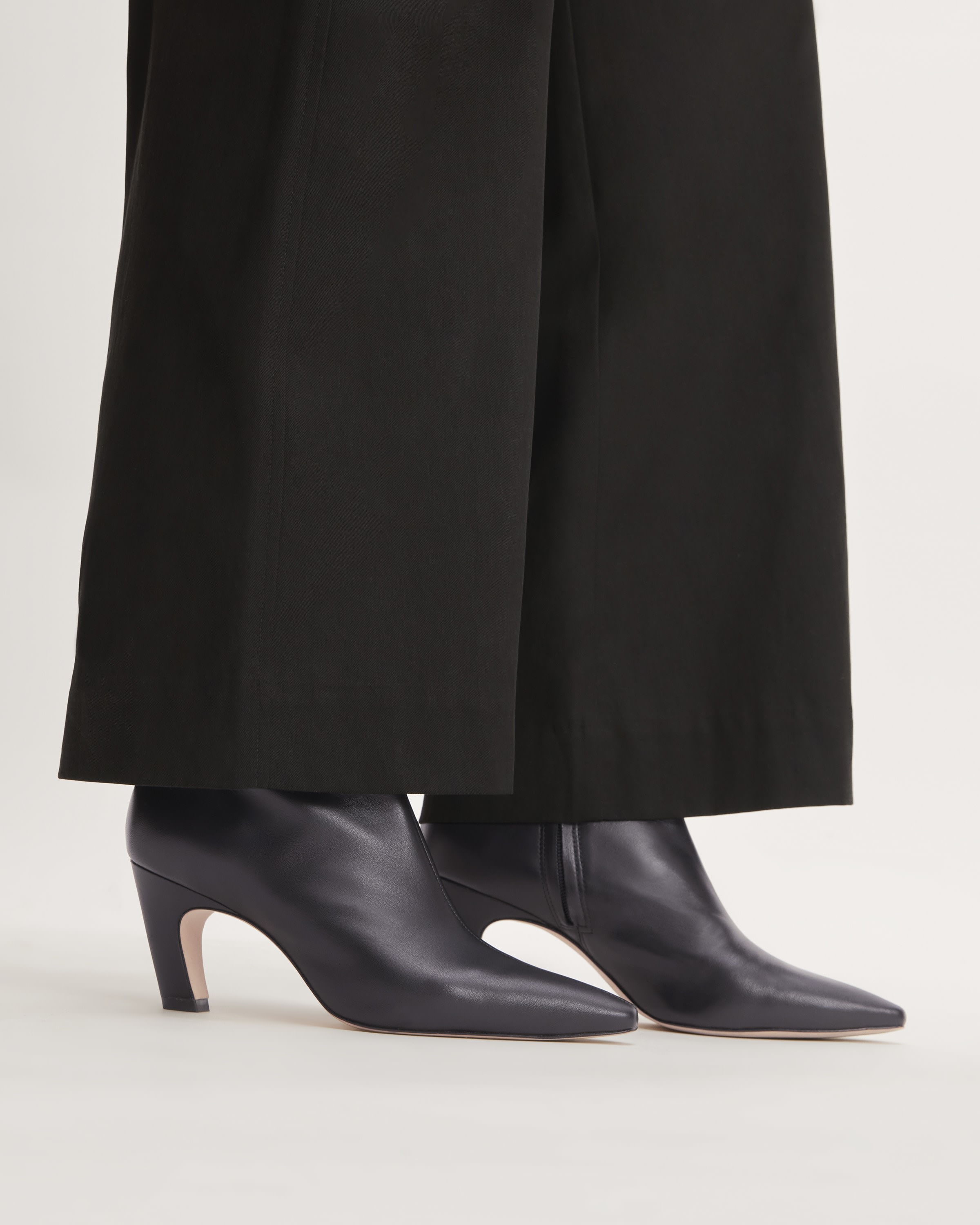 The Banana Heel Boot Black – Everlane