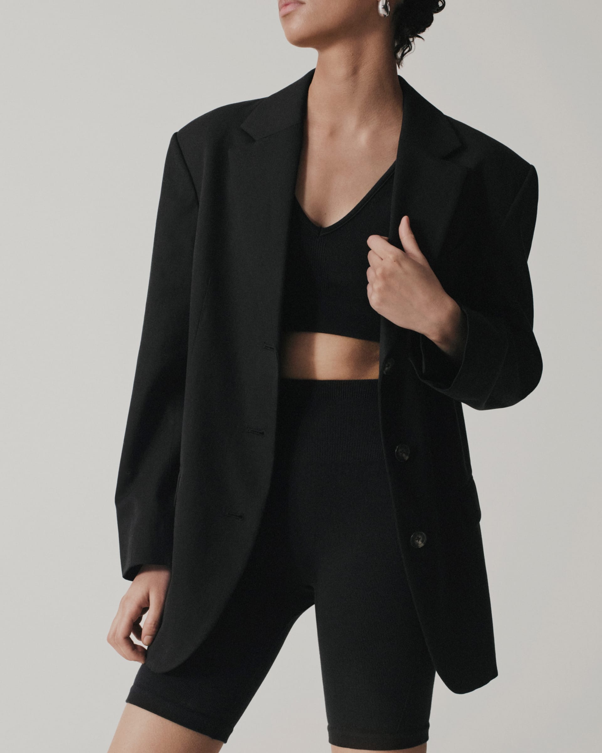 The ’80s Blazer Black – Everlane