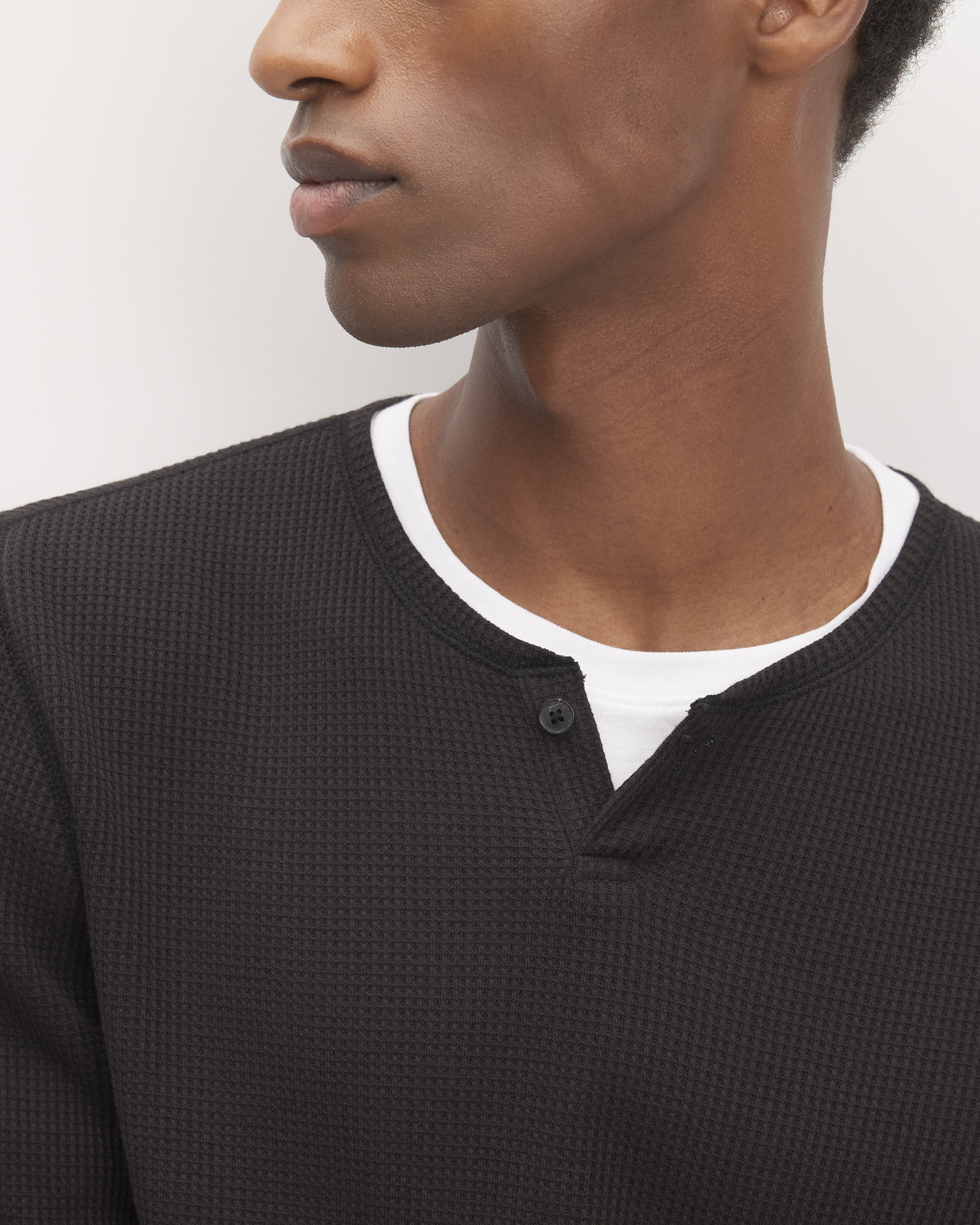 The Waffle Long-Sleeve Henley Black – Everlane