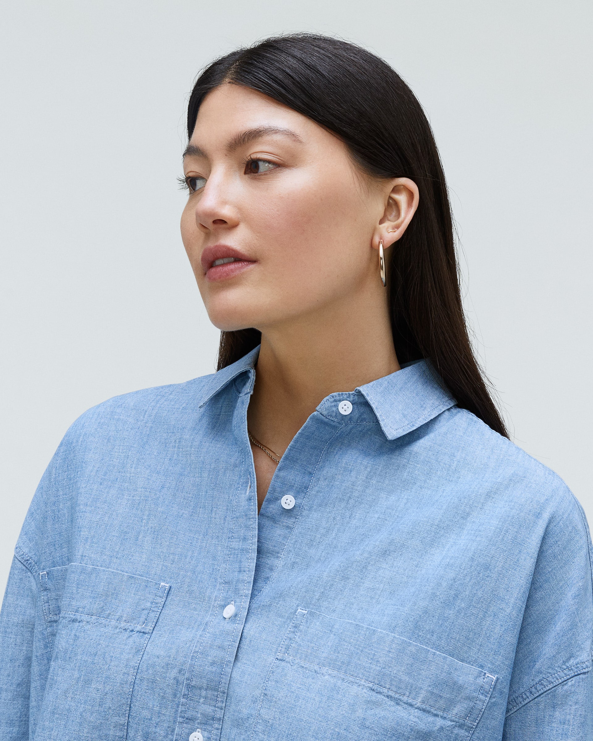 The Boxy Oxford Mid ReChambray – Everlane