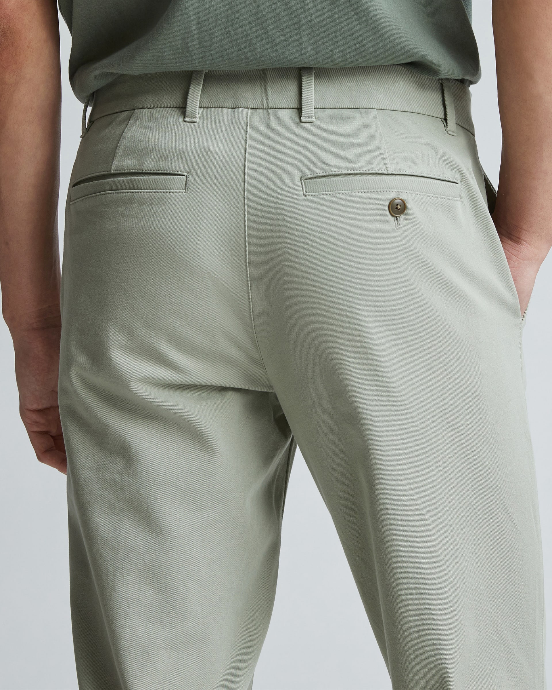 The Performance Chino | Uniform Seagrass – Everlane