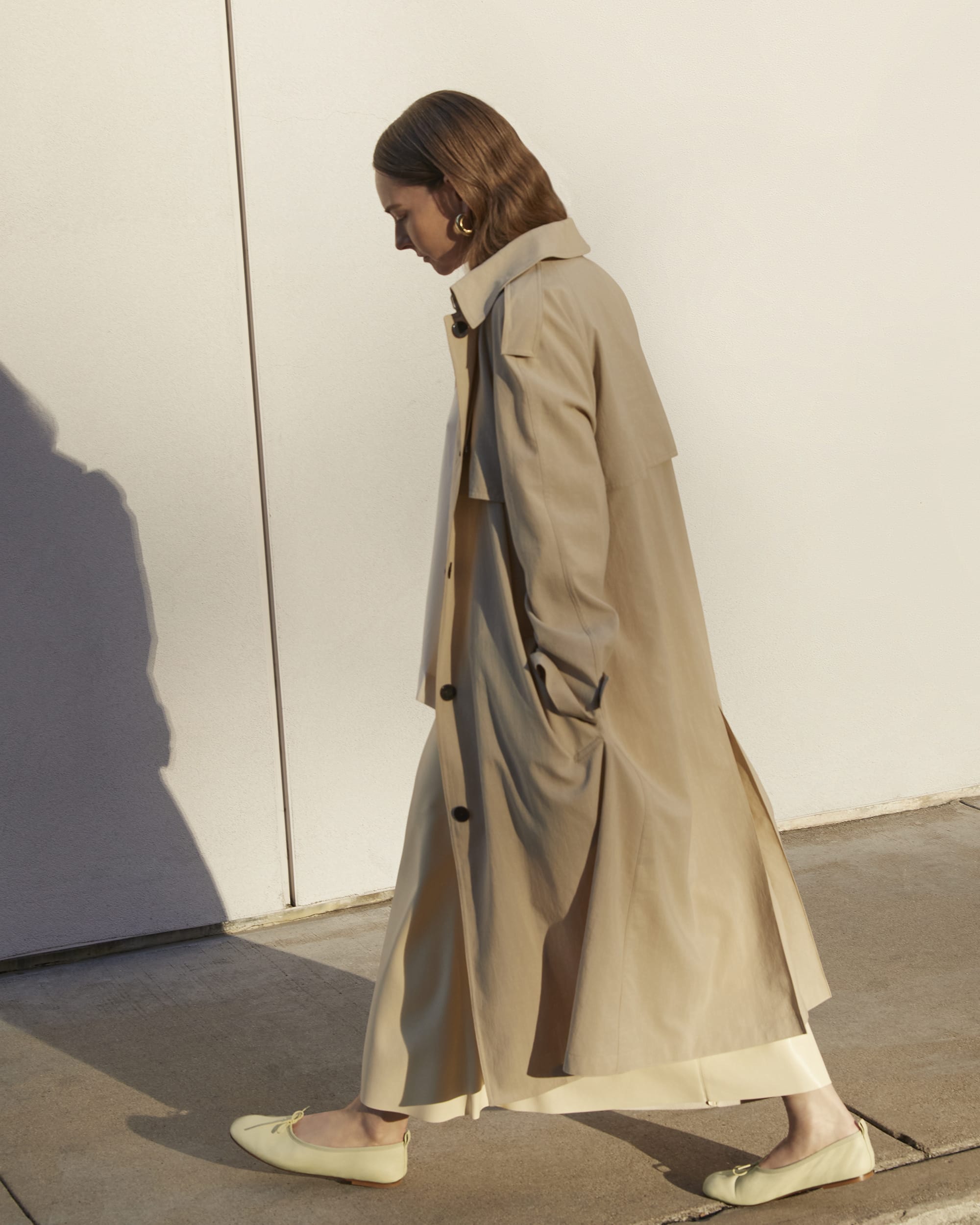 The Long Mac Coat Stone – Everlane