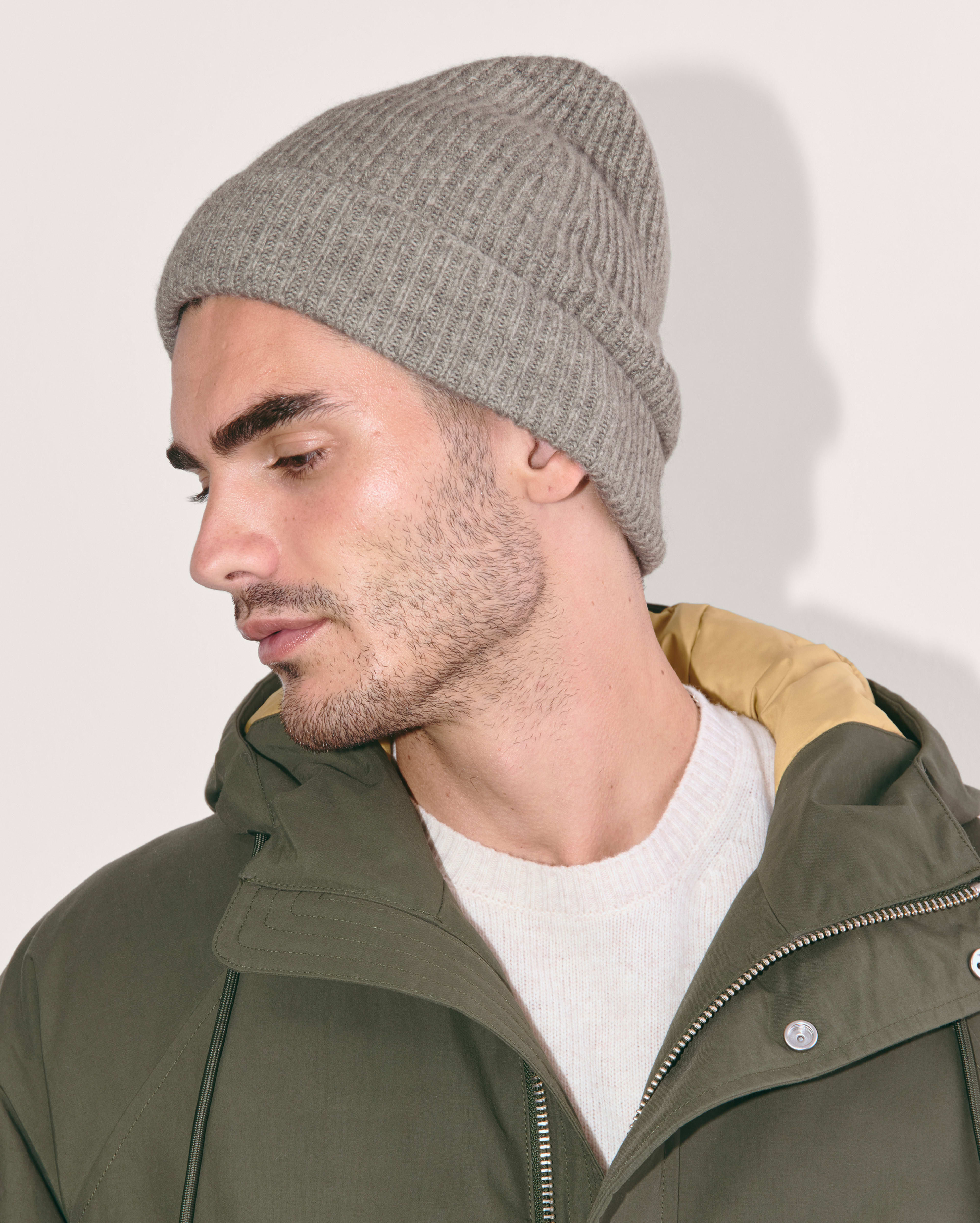 The Cashmere Ribbed Beanie