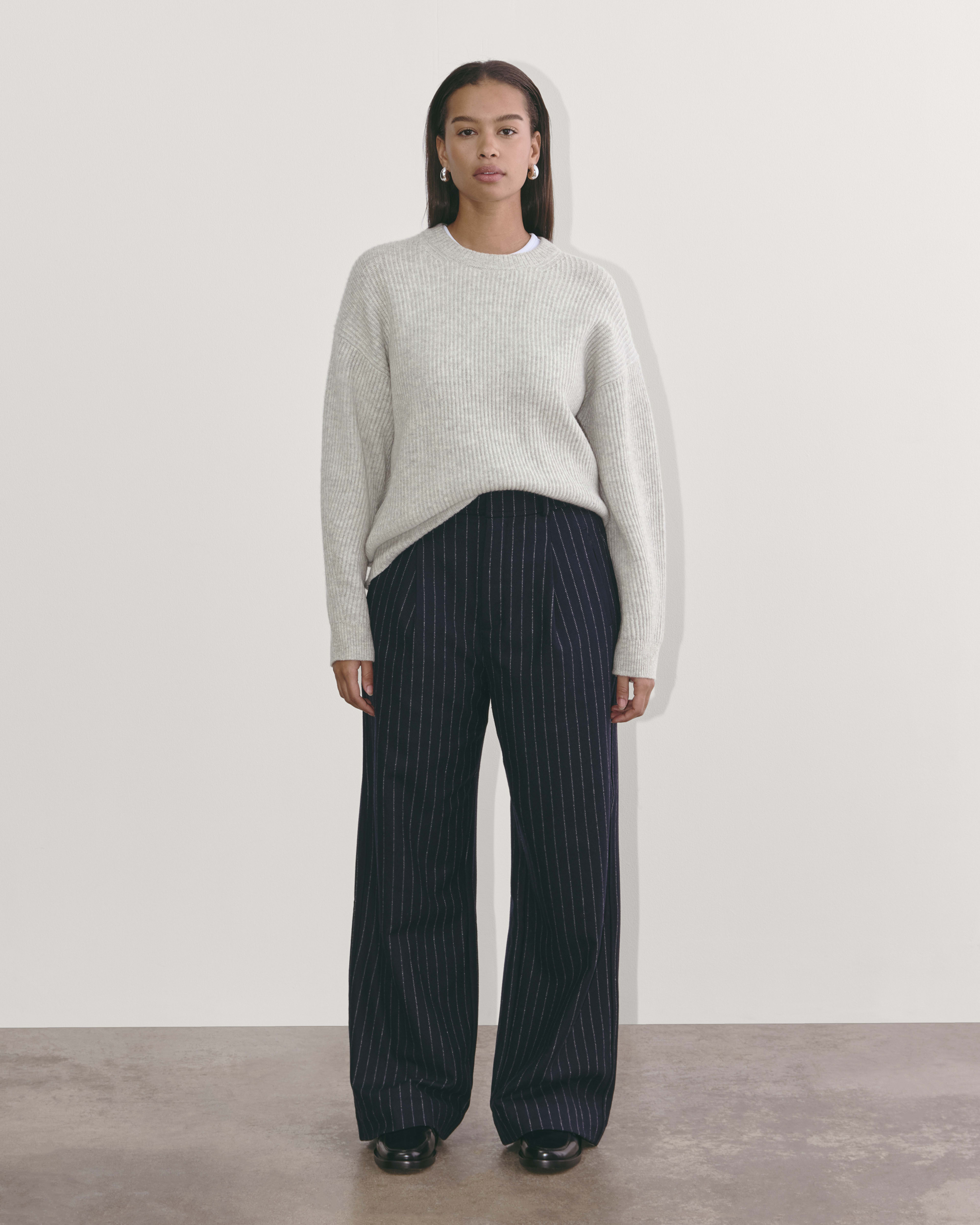 The Cocoon Crew in Wool Cashmere Light Heather Grey – Everlane