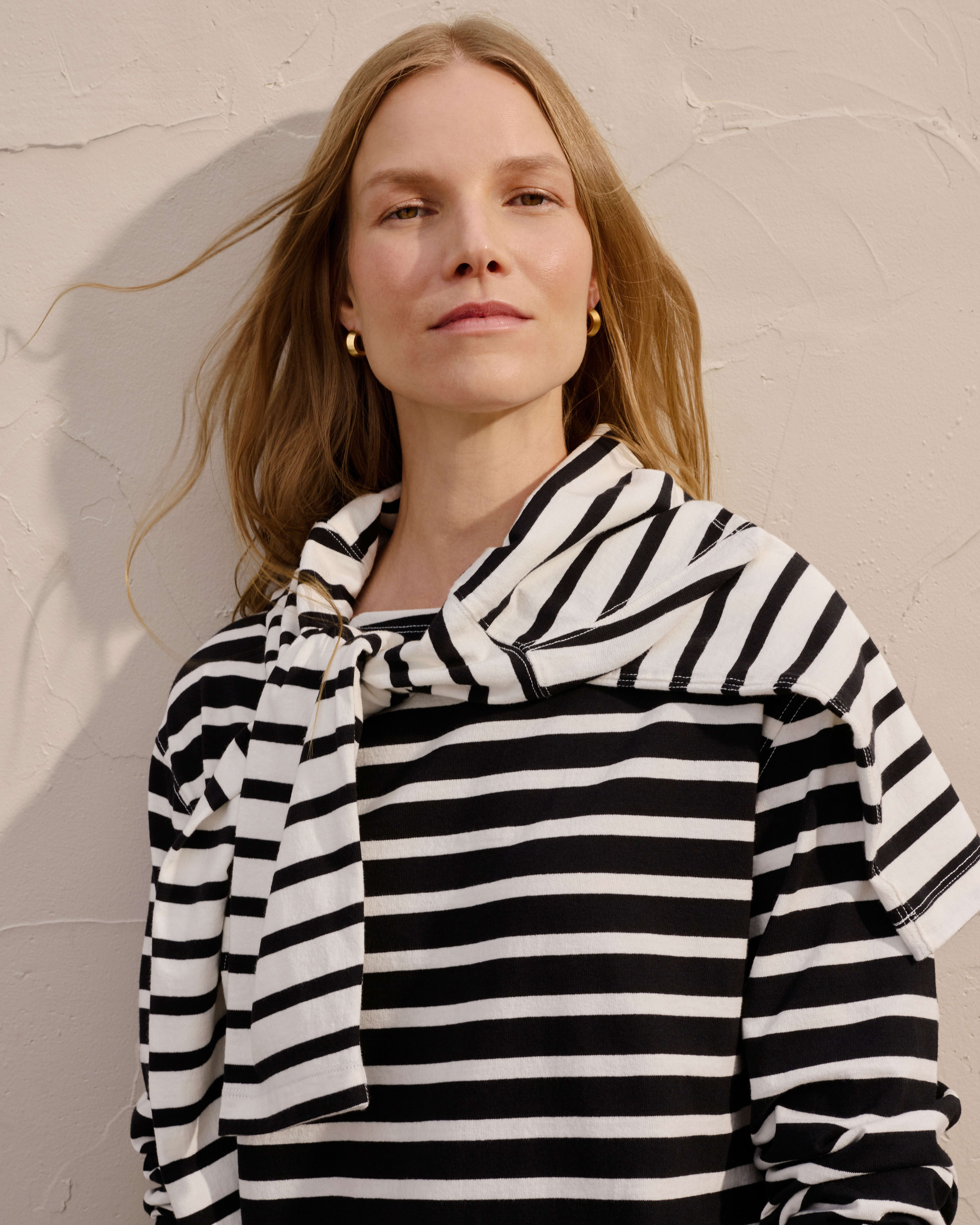 The Mariner Tee Bone / Black – Everlane