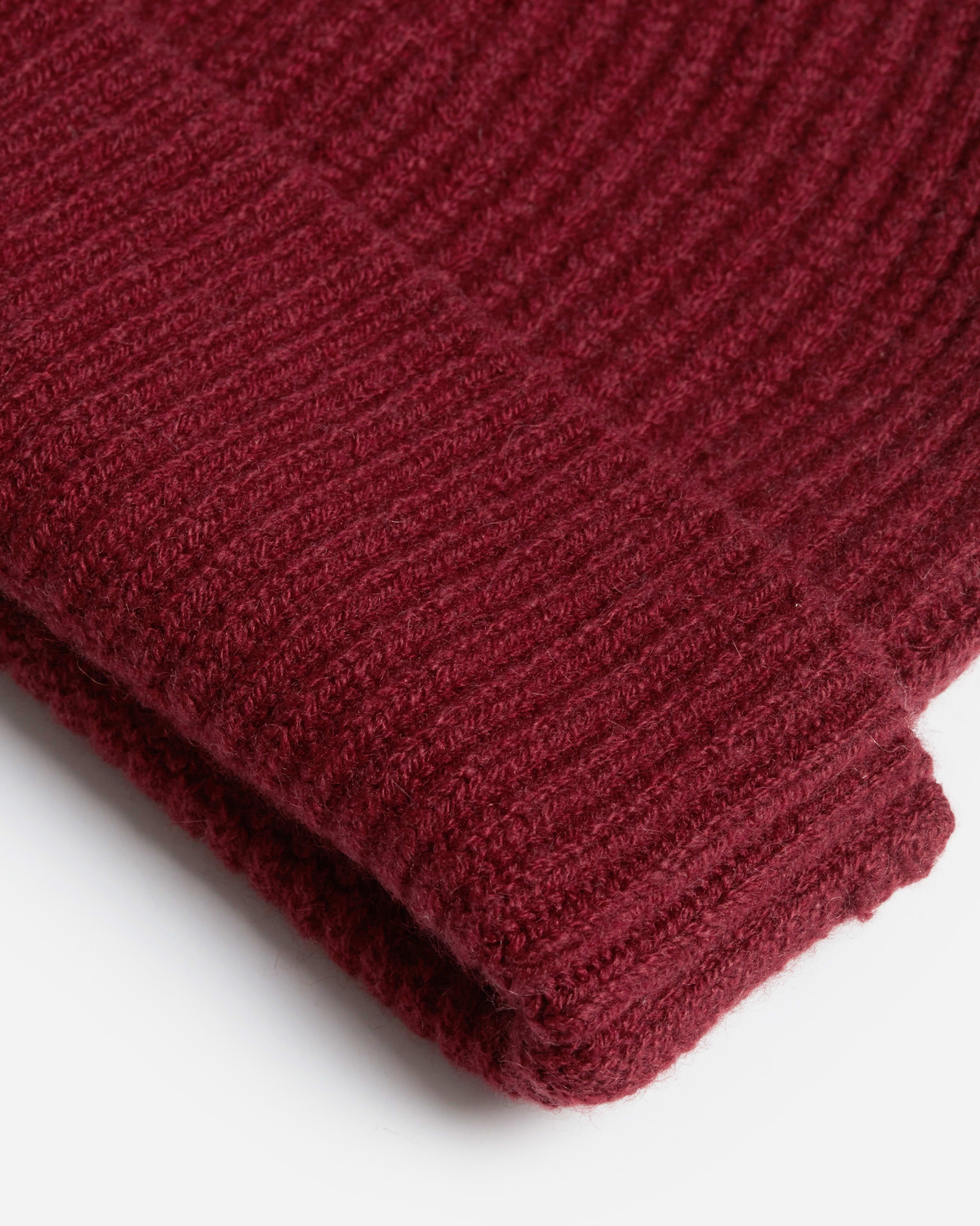 The Cashmere Rib Beanie Burgundy – Everlane