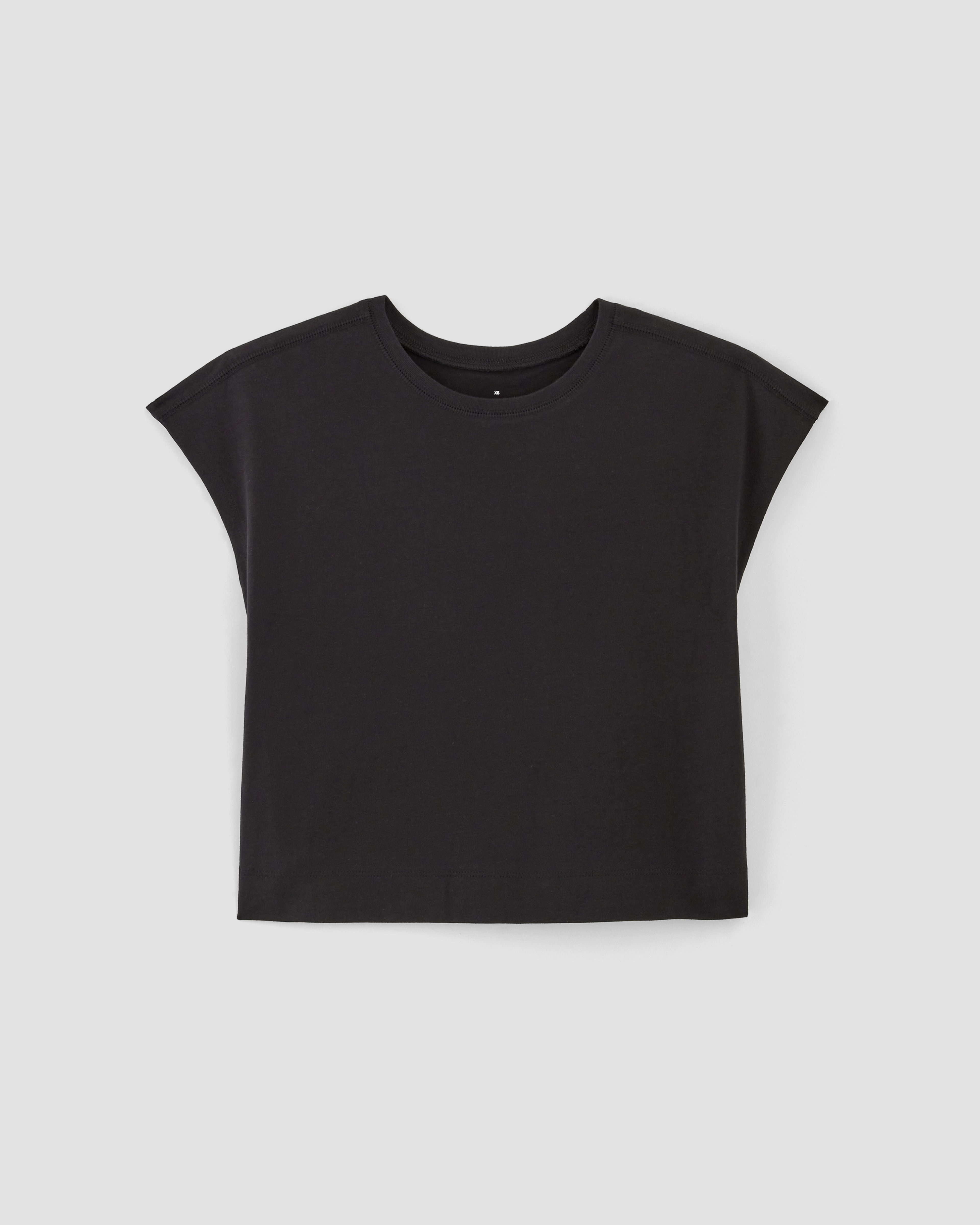 The Muscle Cropped Tee in Essential Cotton | Black – Everlane