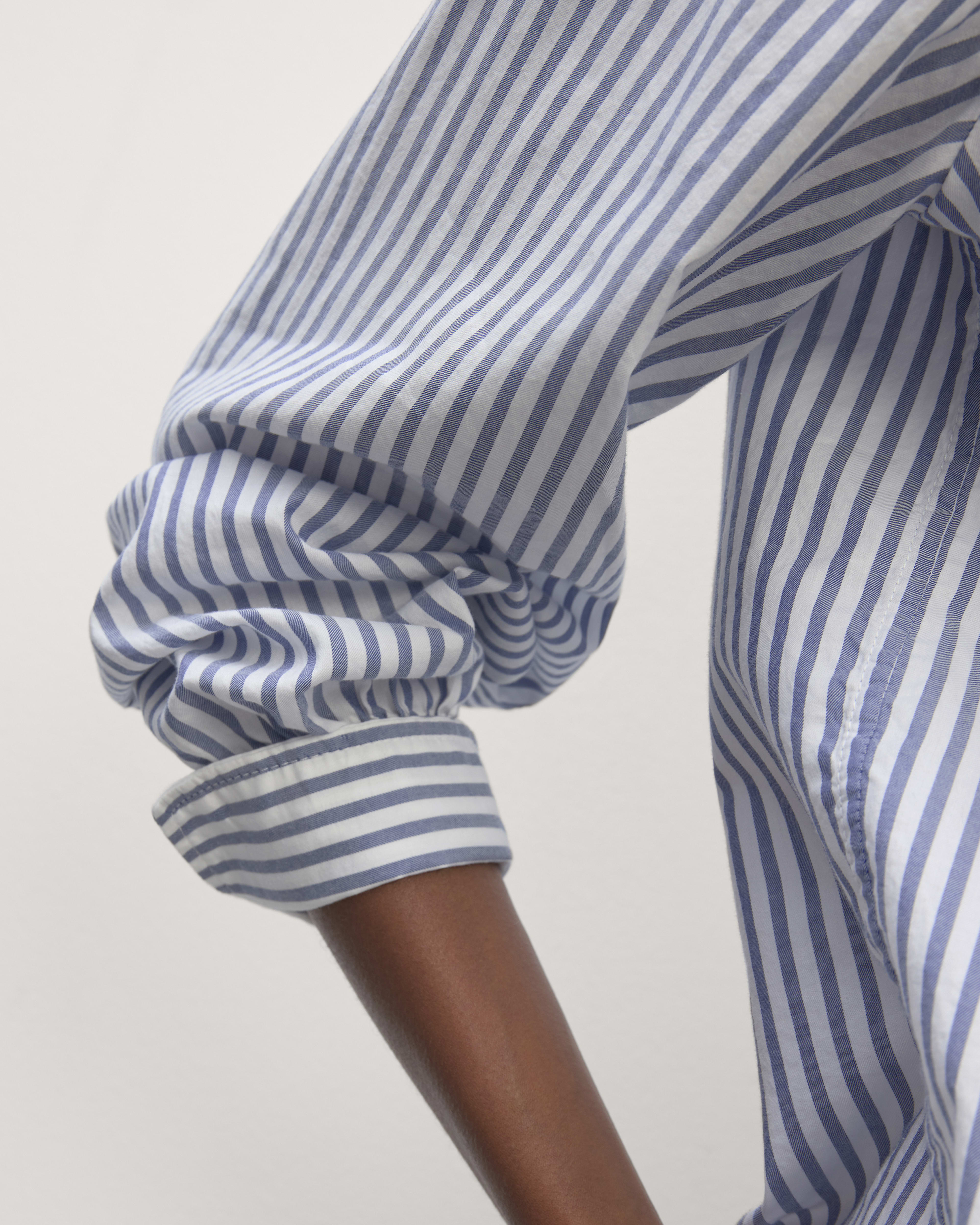 The Henley Shirt in Silky Cotton | White / Bellwether Blue – Everlane