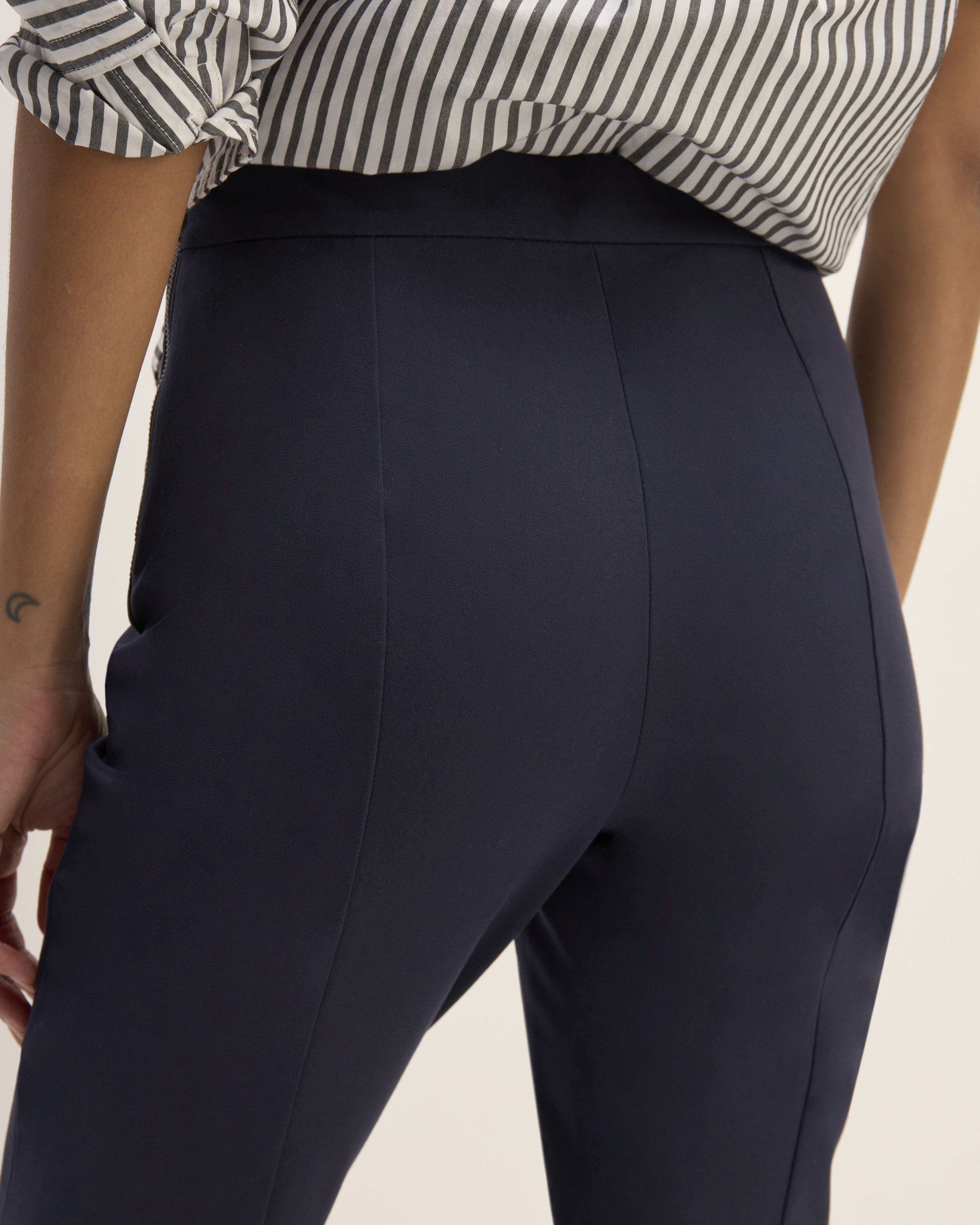 The Bi-Stretch Work Pant | Navy – Everlane