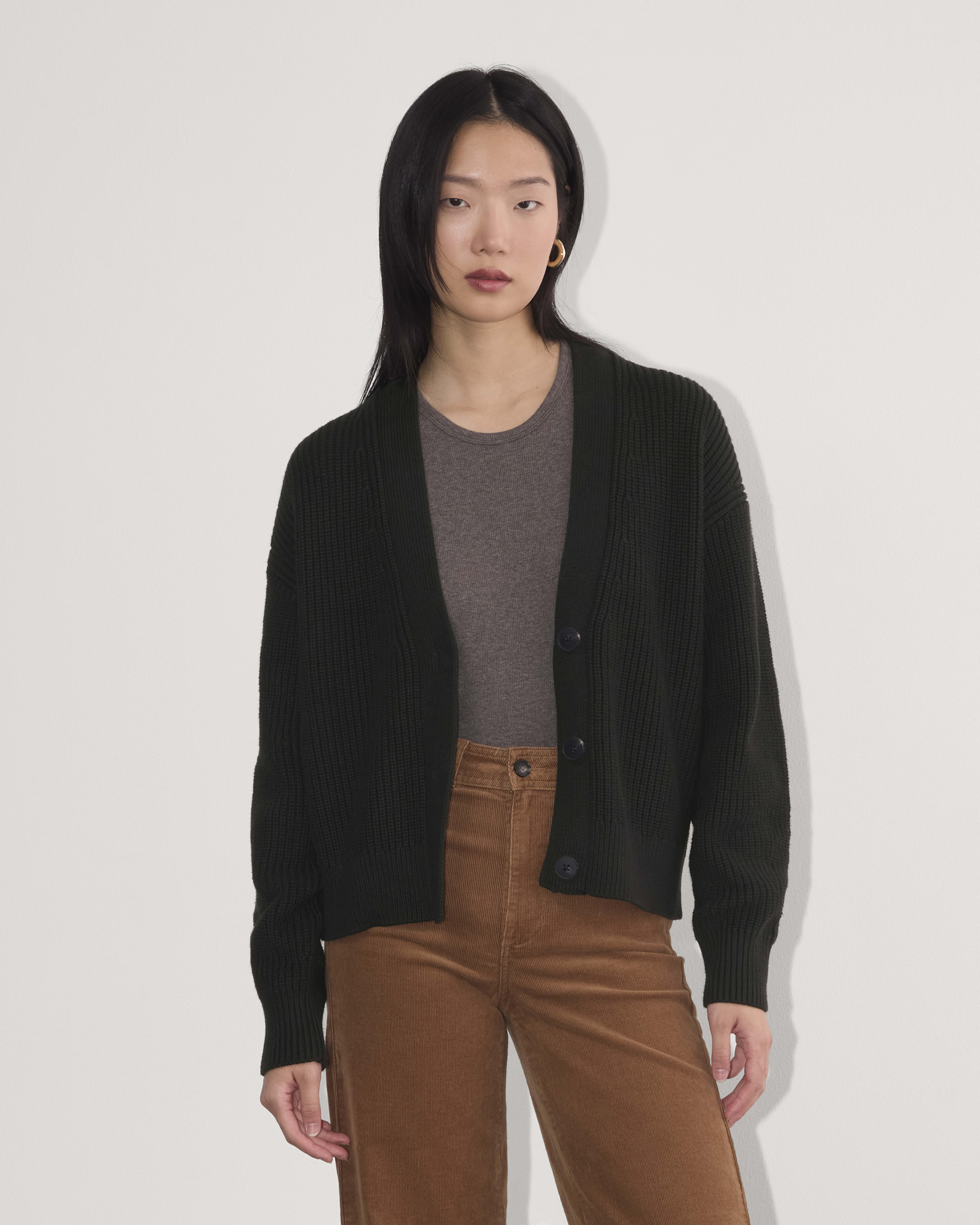 The Boxy Cardigan in Everyday Cotton | Black – Everlane