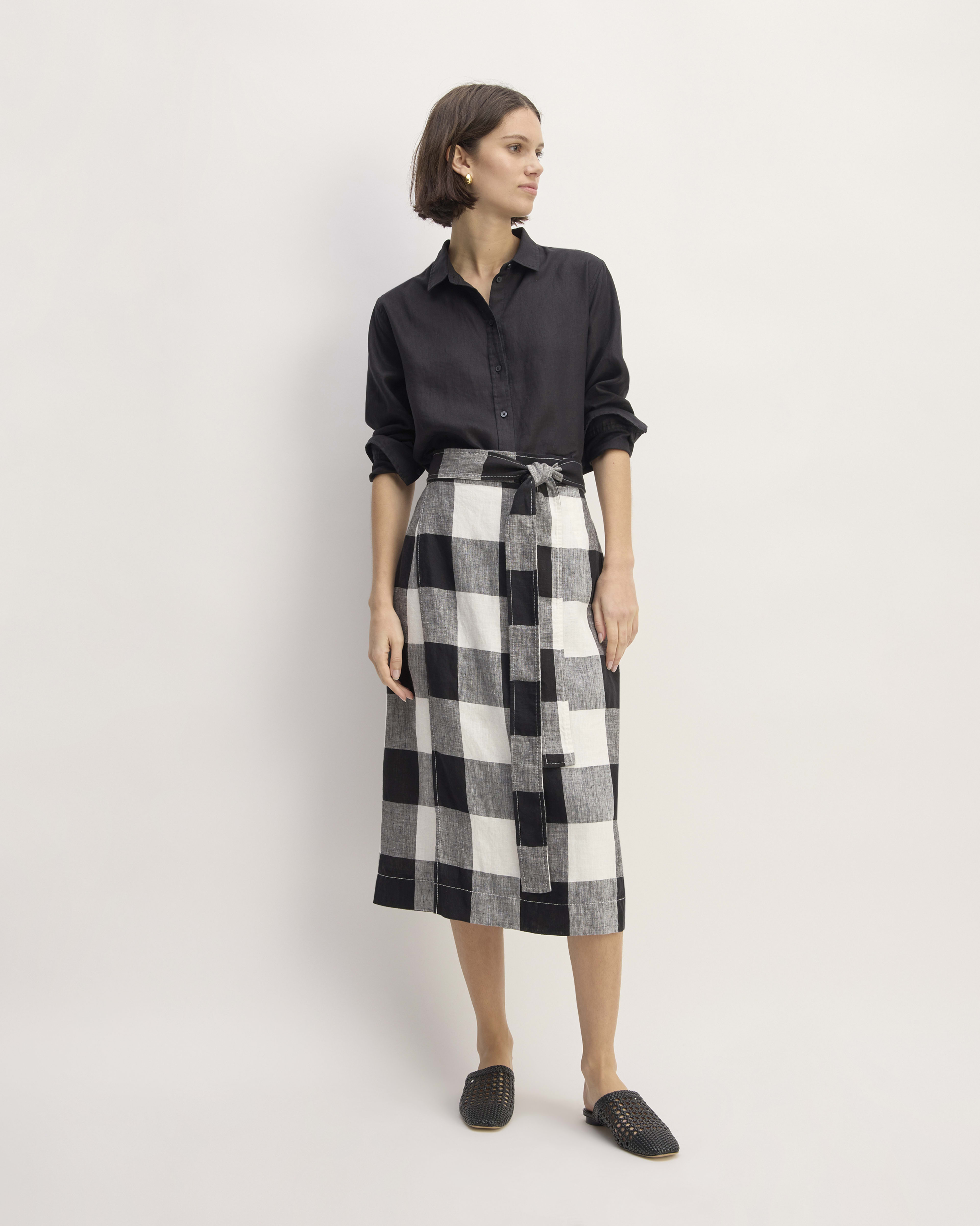 The Linen Wrap Skirt Bone / Black Check – Everlane