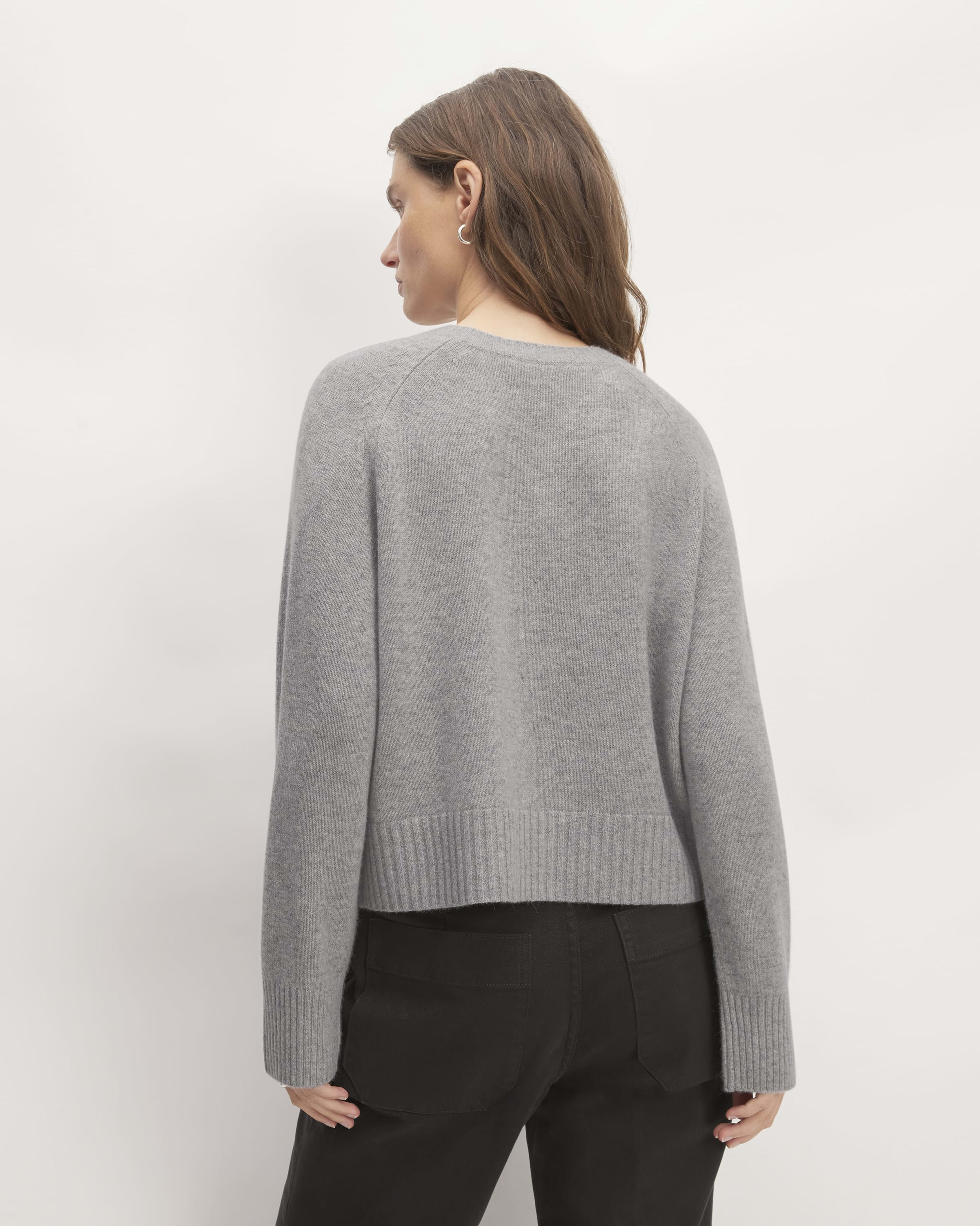 The Boxy Crew In Cashmere Light Heather Grey – Everlane