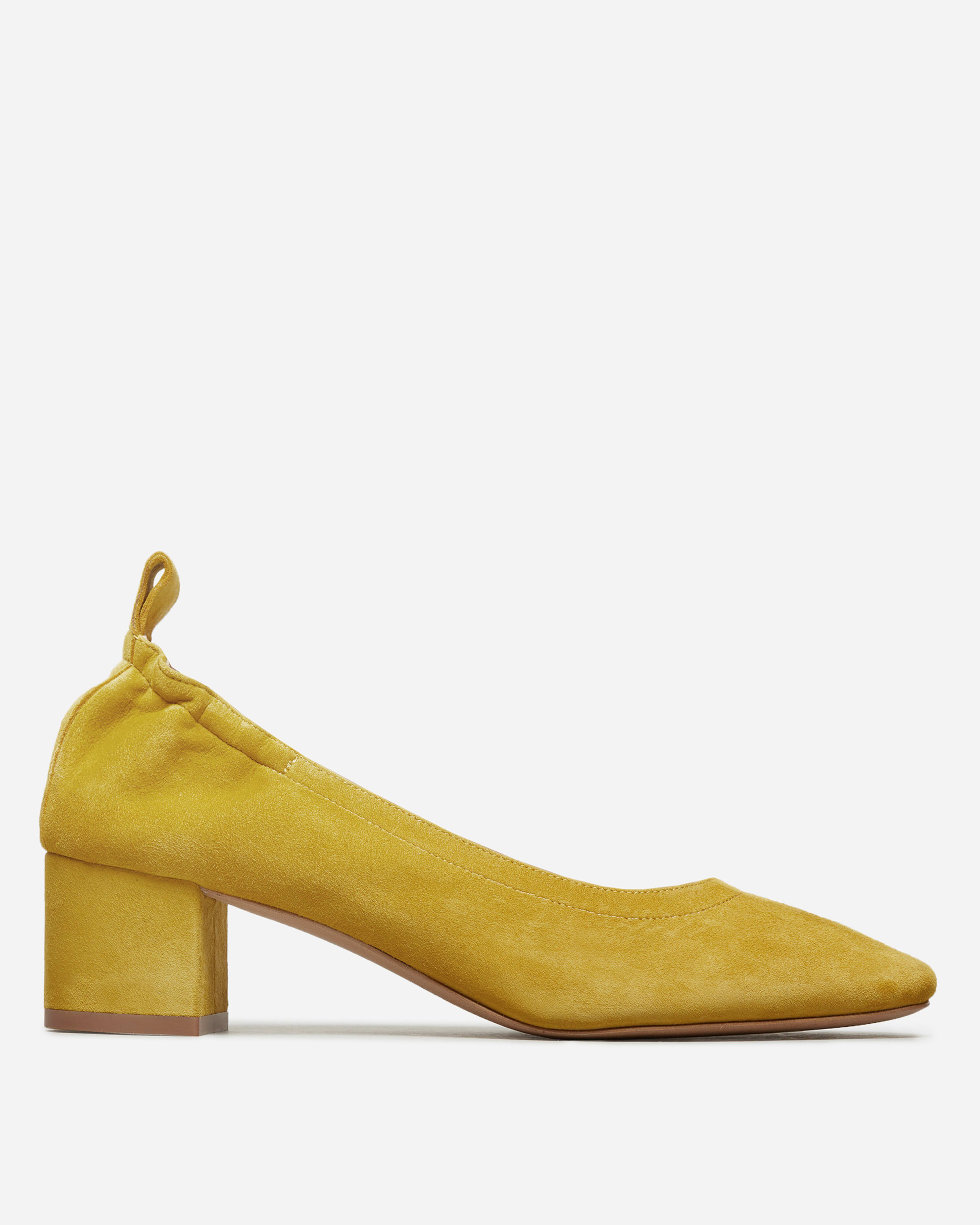The Day Heel in Narrow Fit Citron Suede – Everlane