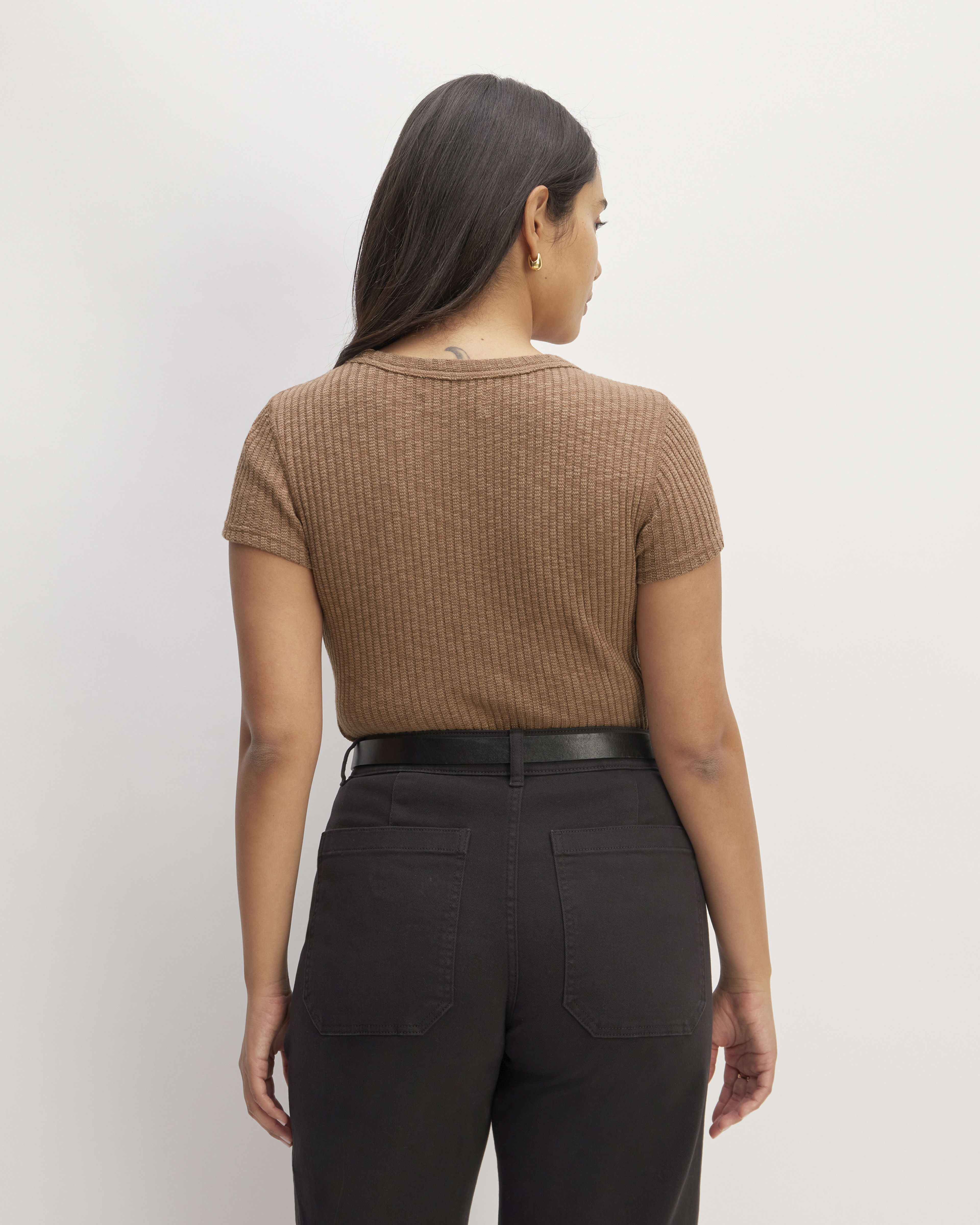 The Cozy Rib Tee Carob Brown – Everlane