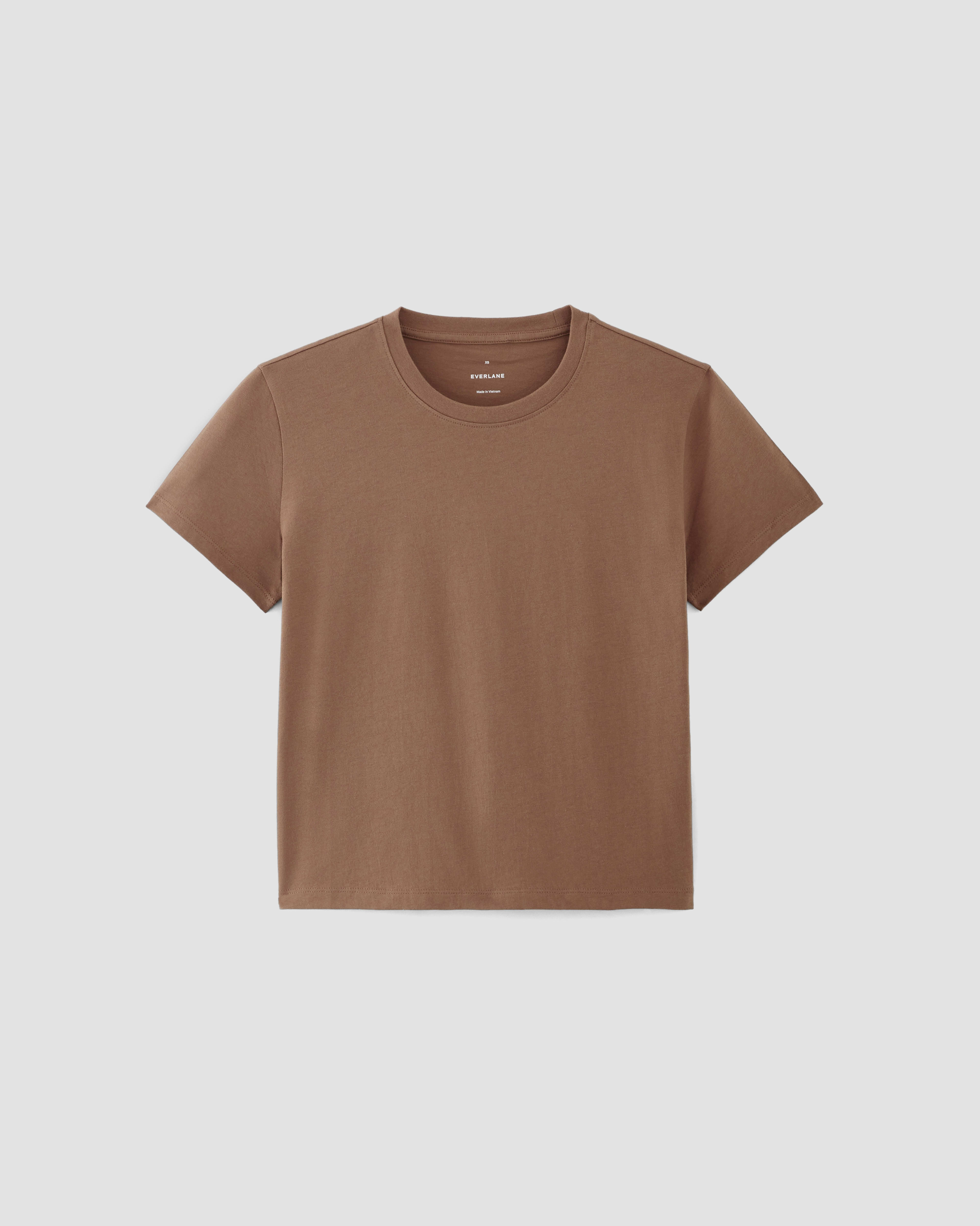 The Box-Cut Tee in Essential Cotton | Carob Brown | No Pocket – Everlane