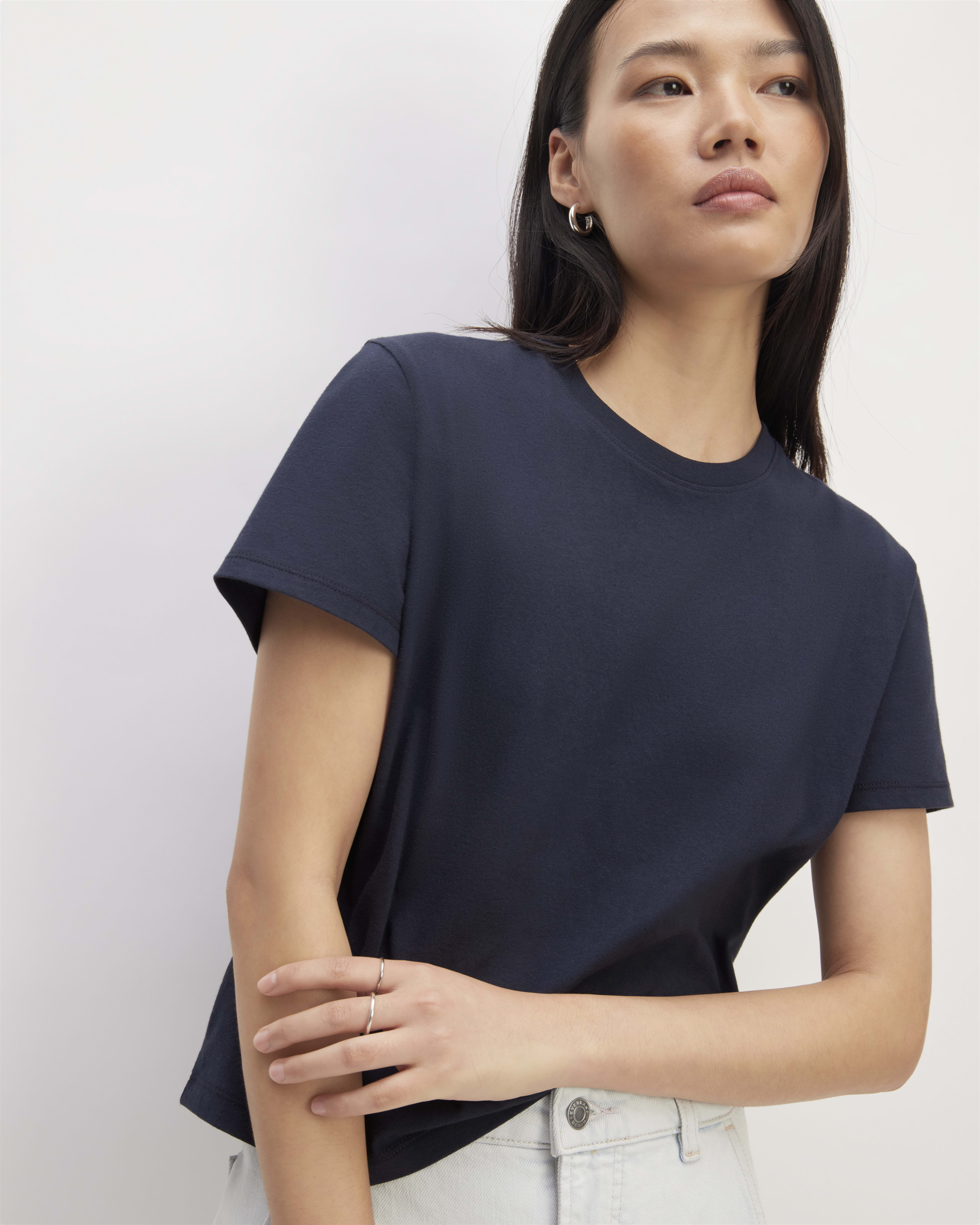The Box-Cut Tee in Essential Cotton | Navy | No Pocket – Everlane