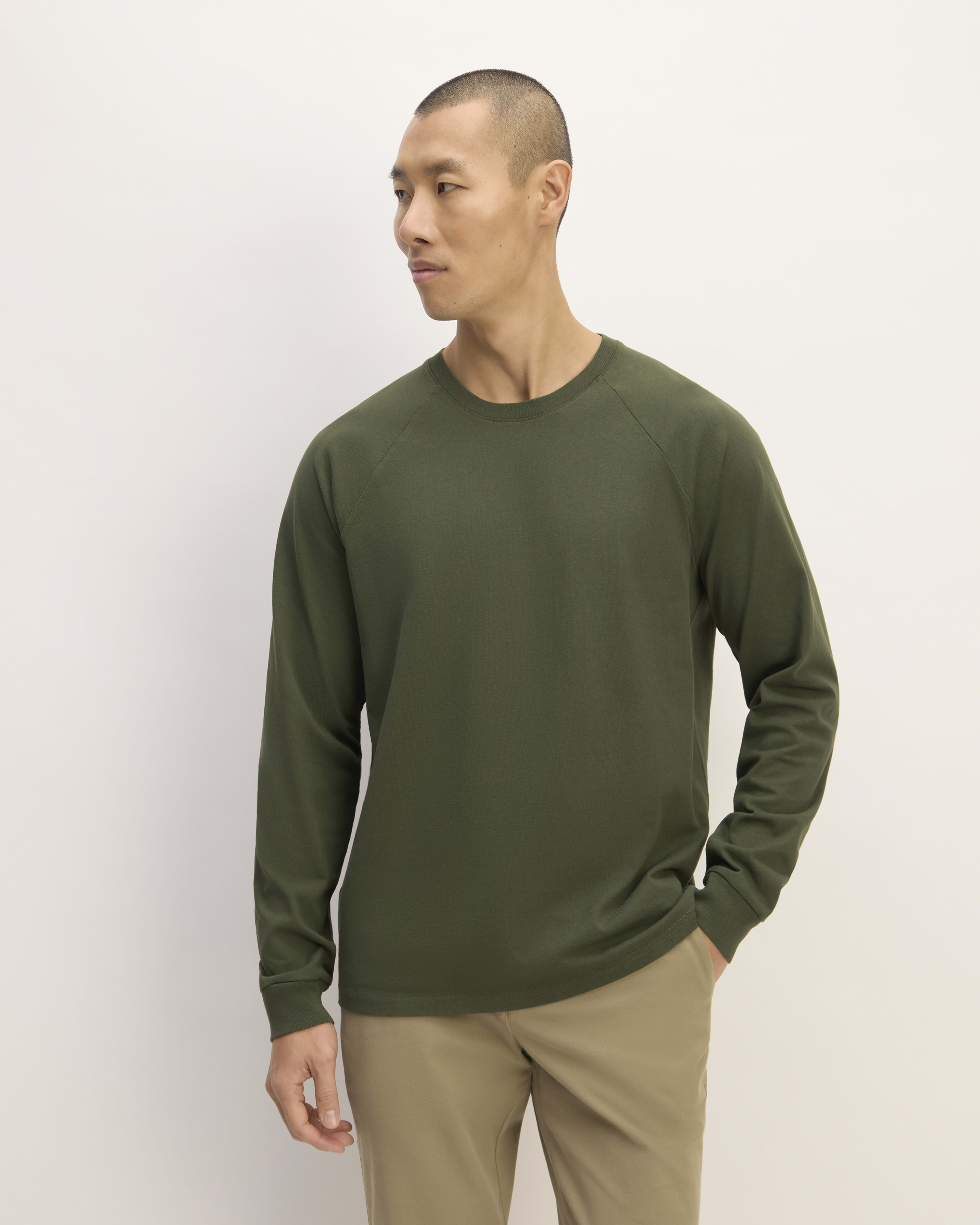 The Premium-Weight Long-Sleeve Crew | Uniform | Deep Moss Green – Everlane