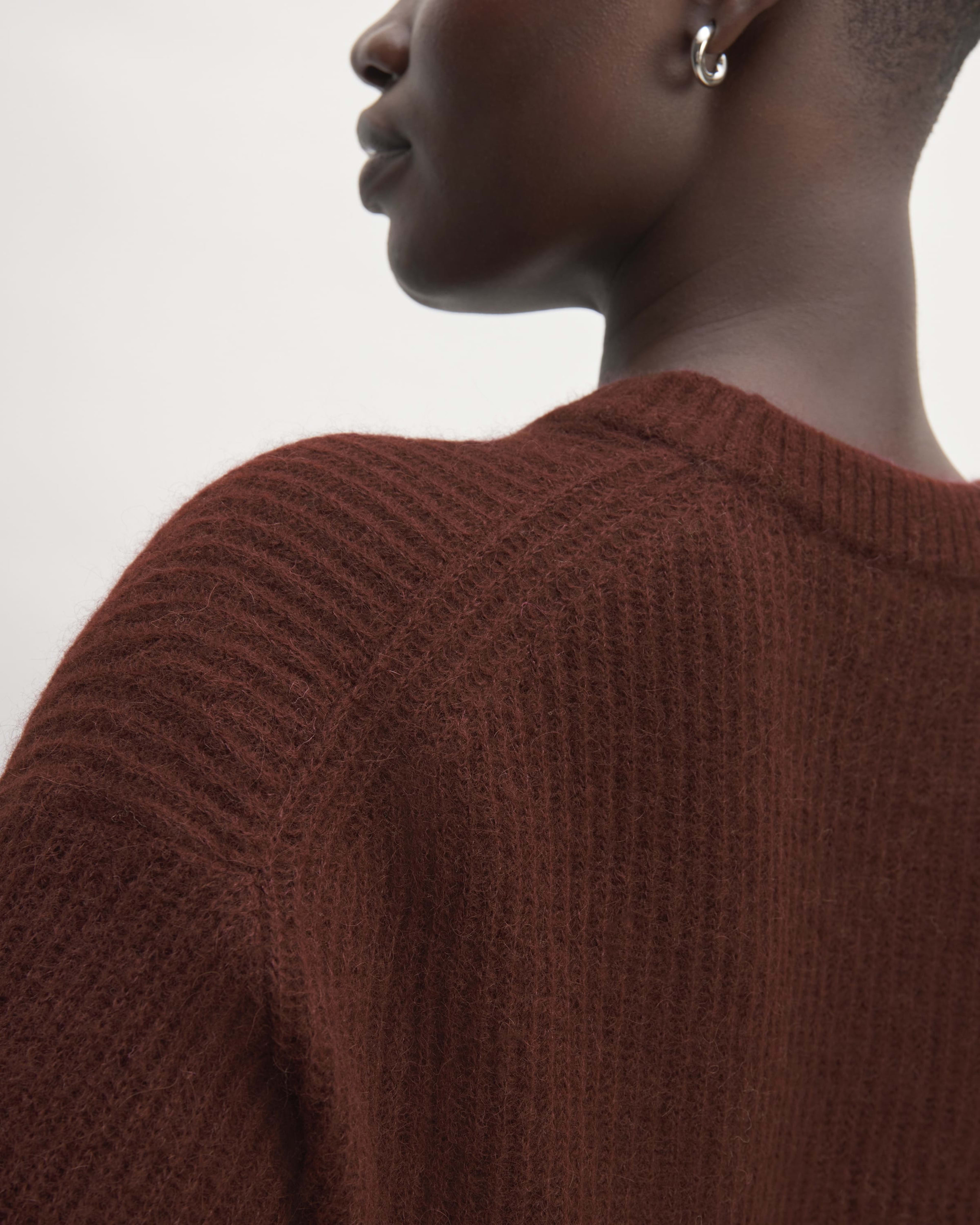 The Cocoon Crew in Alpaca Burgundy – Everlane
