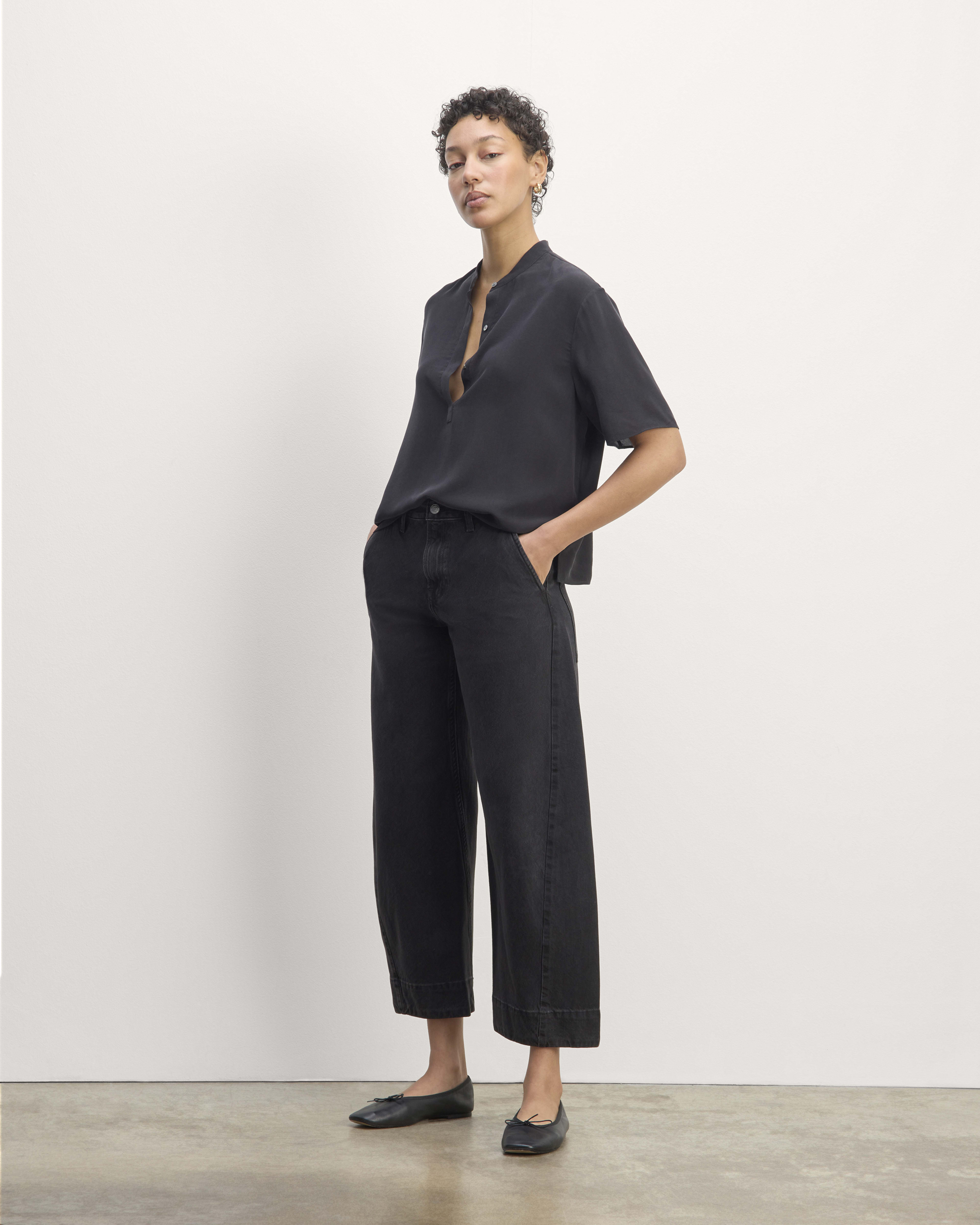 The Popover Top in Washable Silk | Black – Everlane