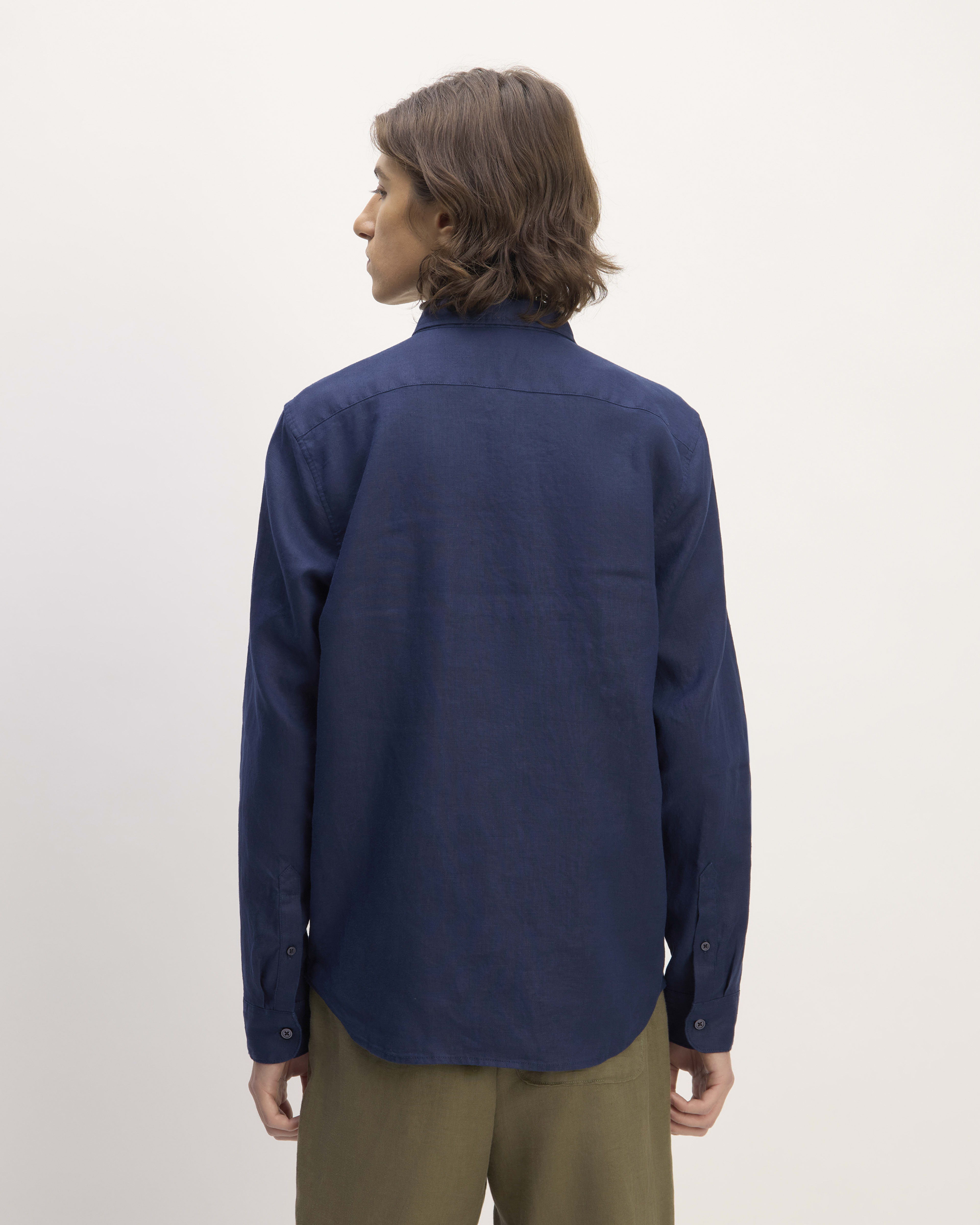 The Classic Shirt in Linen | Navy – Everlane