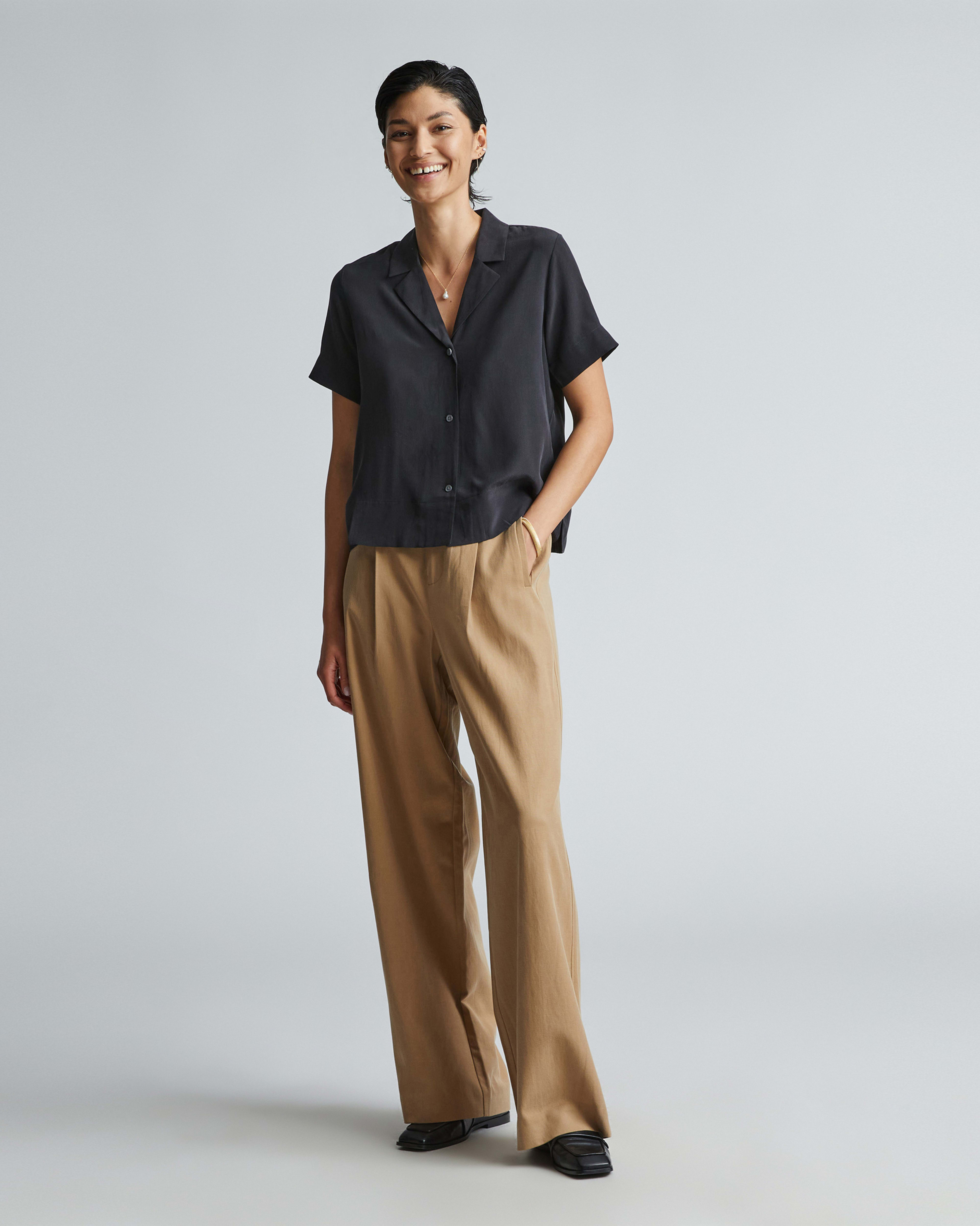 The Notch Shirt in Washable Silk | Black – Everlane