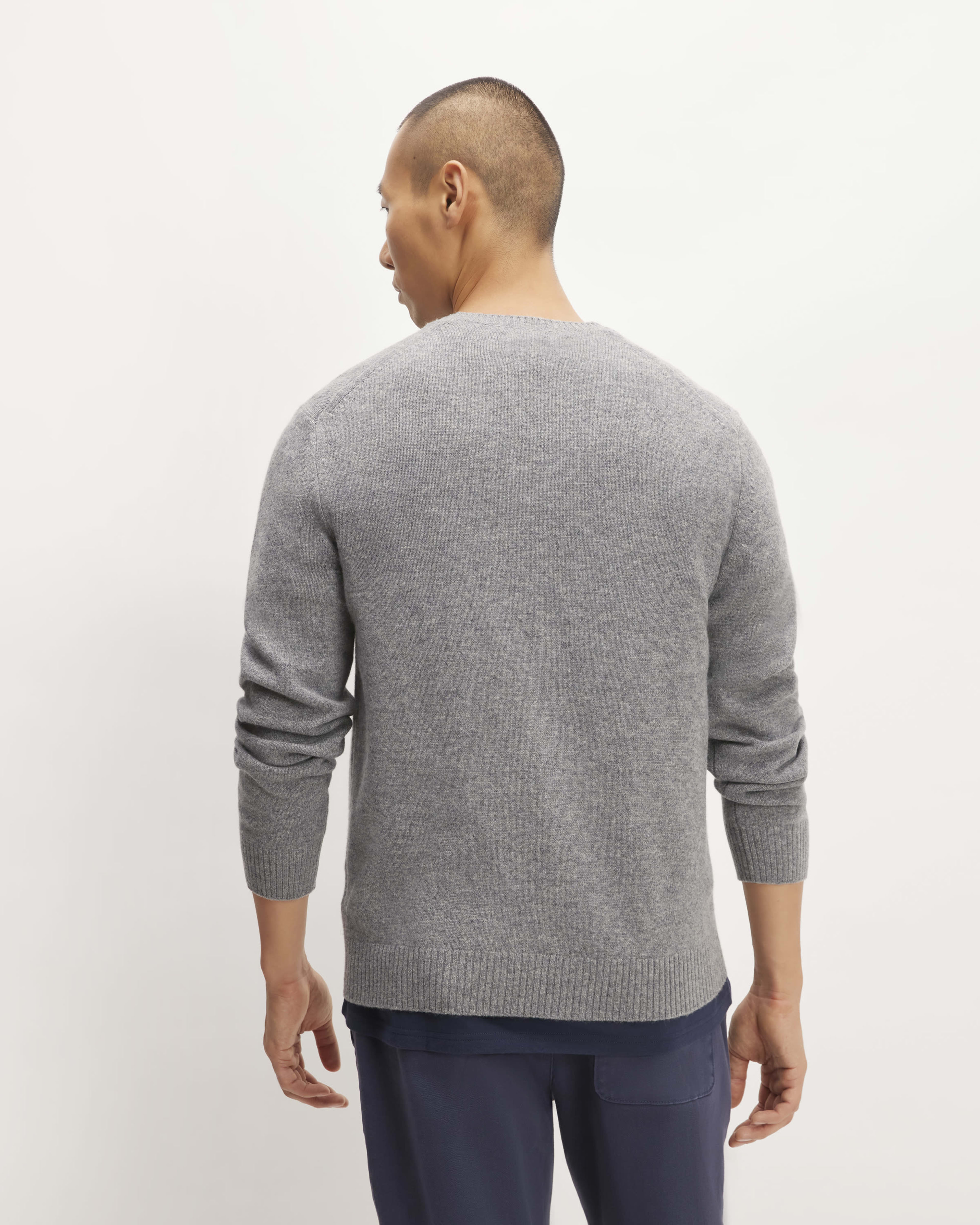 The Premium Merino Crew Neck Sweater | Heathered Mid-Grey – Everlane